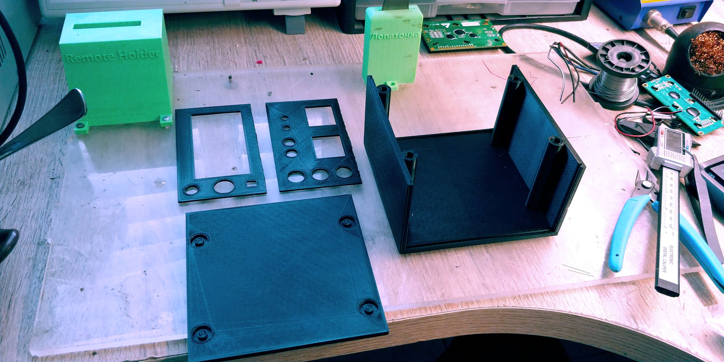 Remote Controlled Computer Desk : 8 Steps (with Pictures) - Instructables