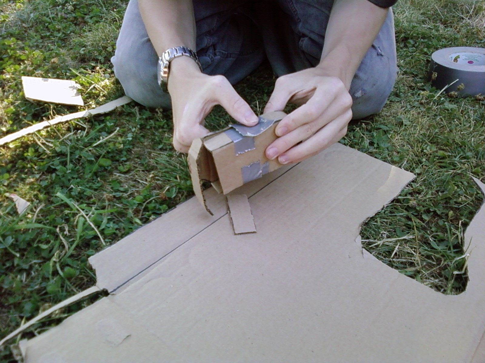 Cardboard Cell Phone Case. : 9 Steps - Instructables