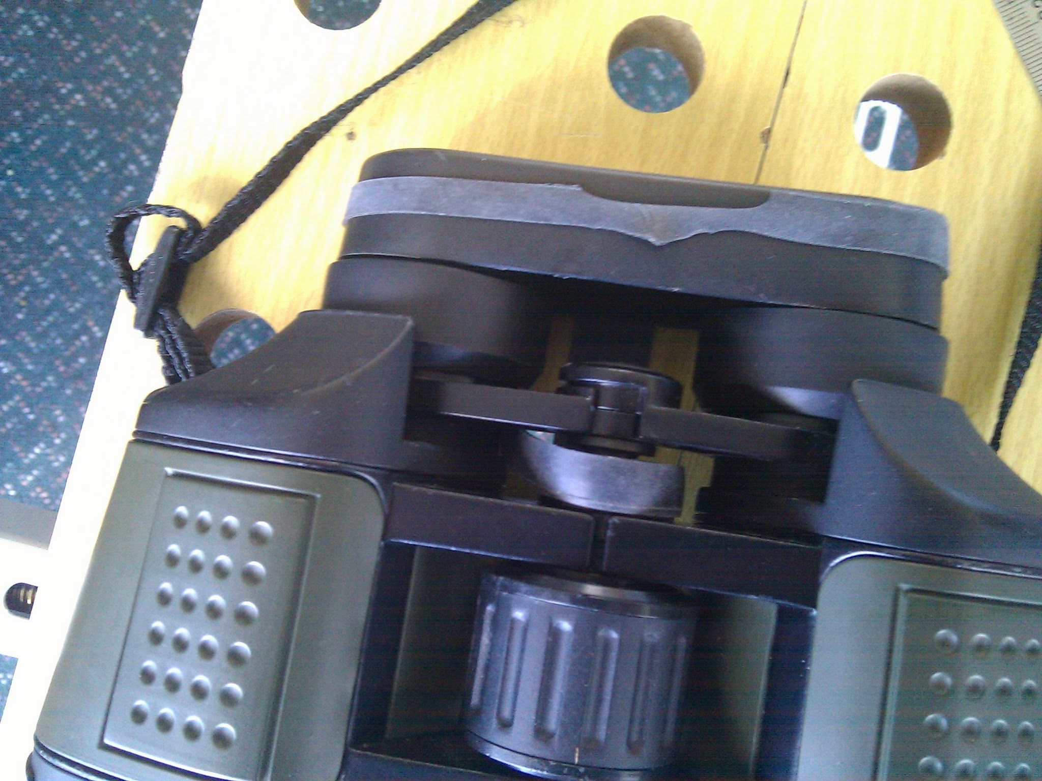 Binocular Lens Cap Tether : 4 Steps (with Pictures) - Instructables