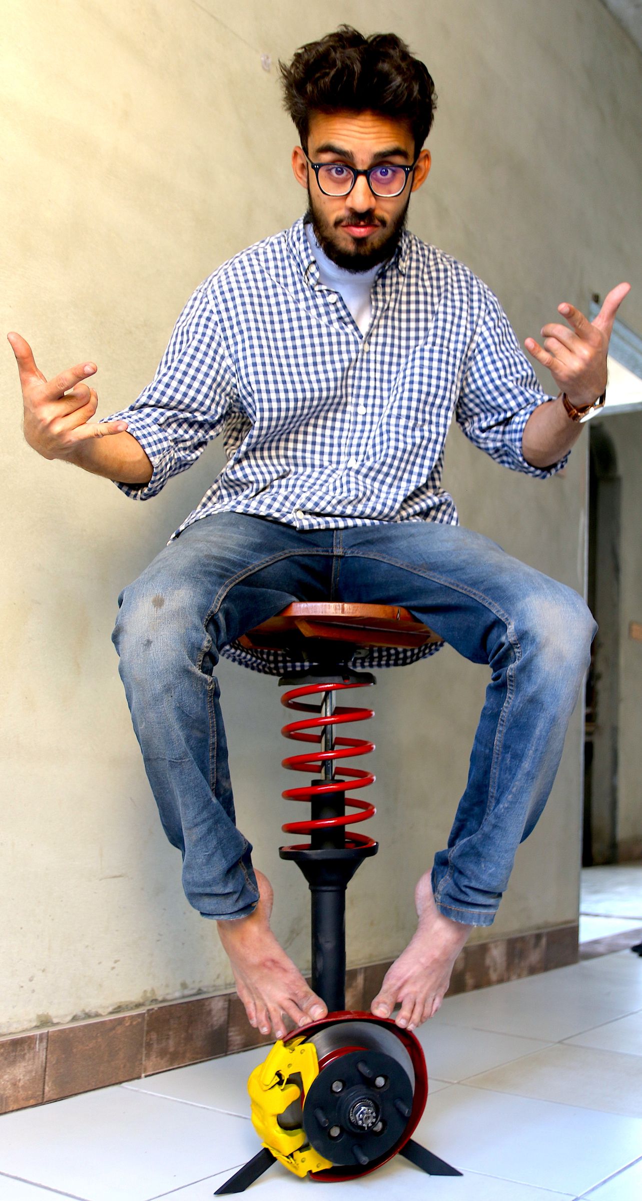 DIY Shock Absorber Stool : 9 Steps (with Pictures) - Instructables