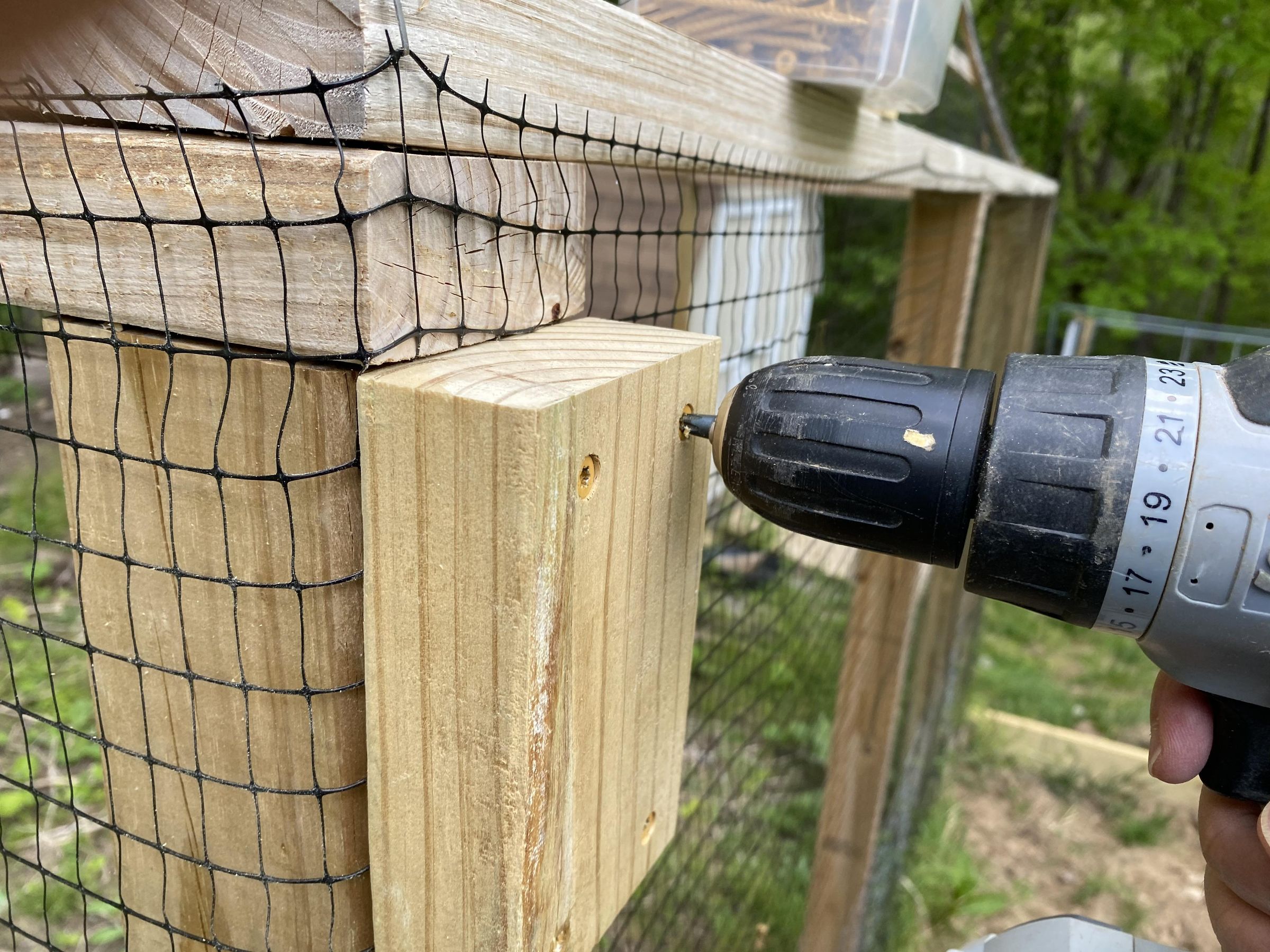 Protected Garden Enclosure 2.0 : 7 Steps (with Pictures) - Instructables