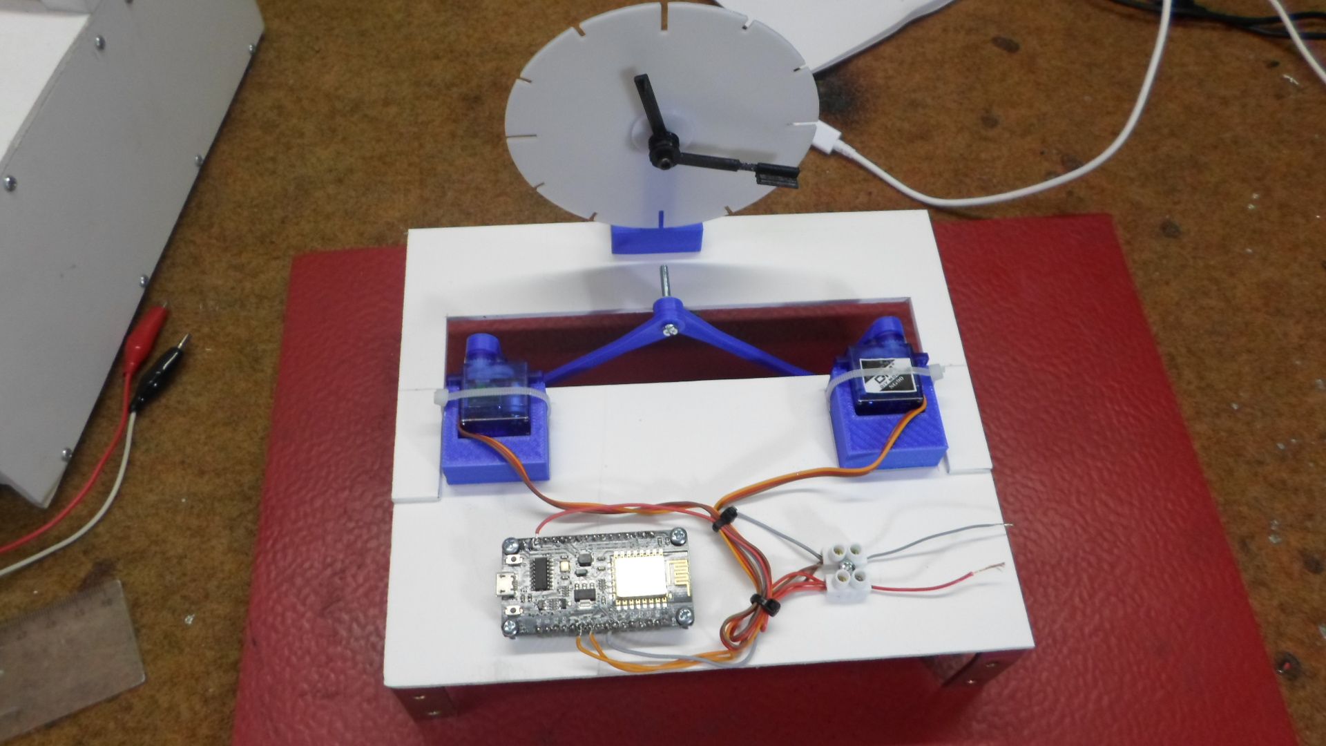 3D Printed Kinetic Servo Clock : 3 Steps - Instructables