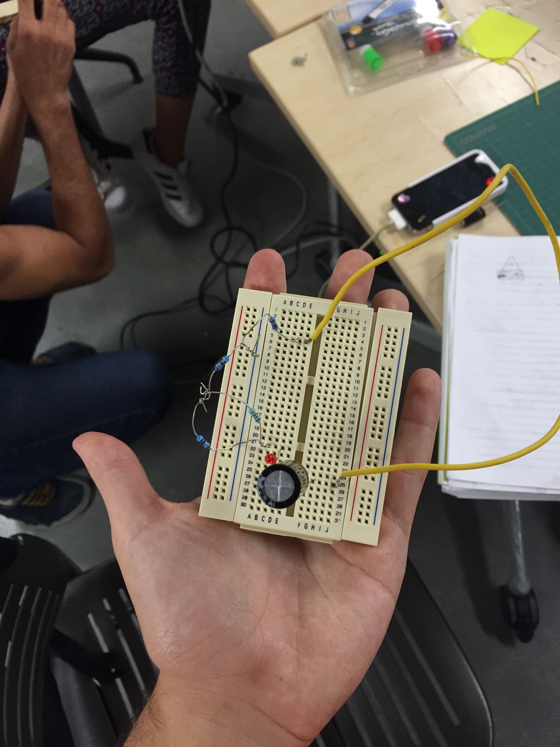 LED En Protoboard : 6 Steps - Instructables