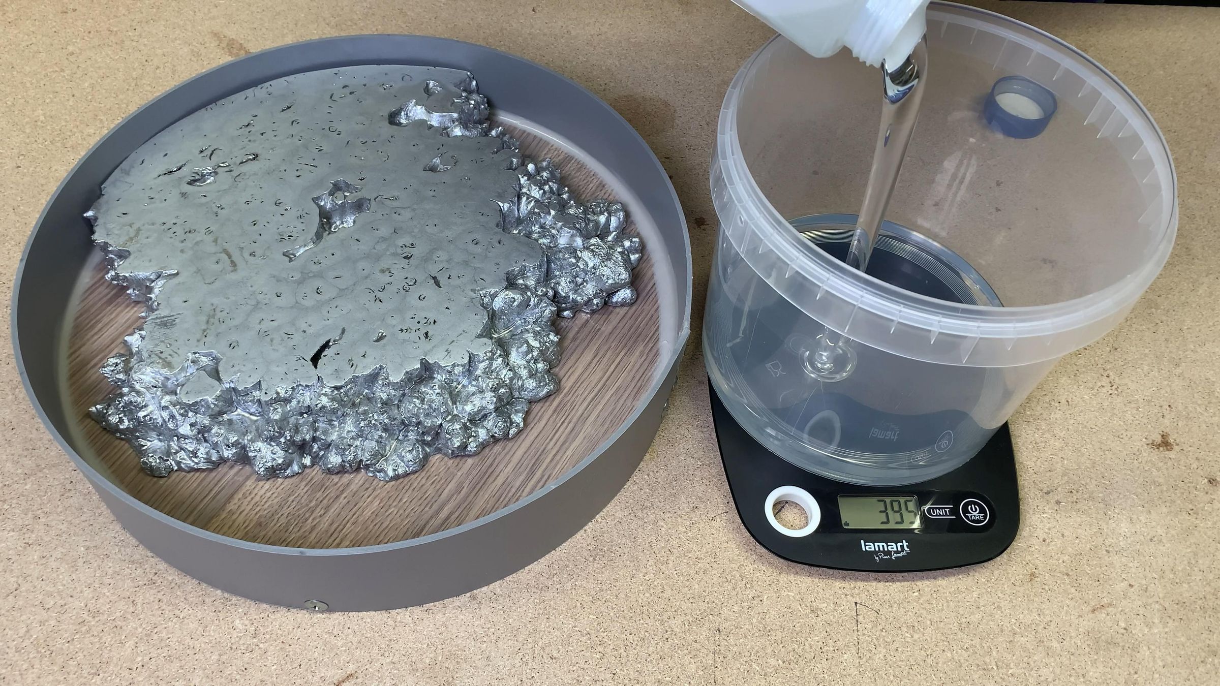 Frosted Epoxy Resin Clock : 20 Steps (with Pictures) - Instructables