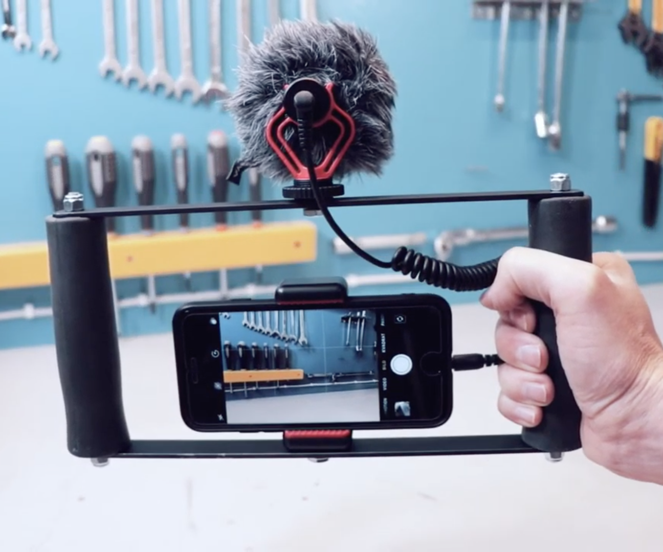 DIY Smartphone Video Rig : 11 Steps - Instructables