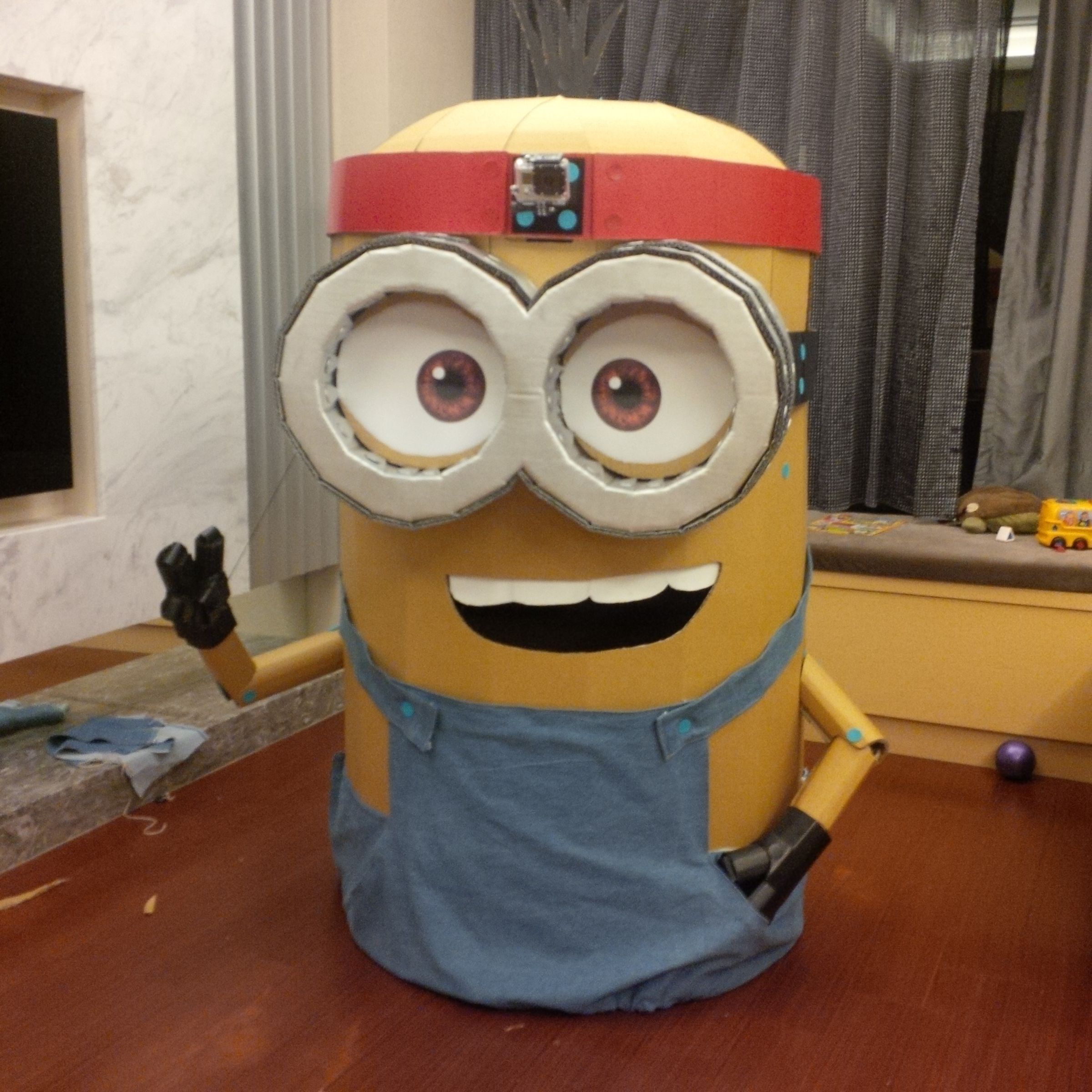 Cardboard Minion Halloween Costume (with Pictures) - Instructables