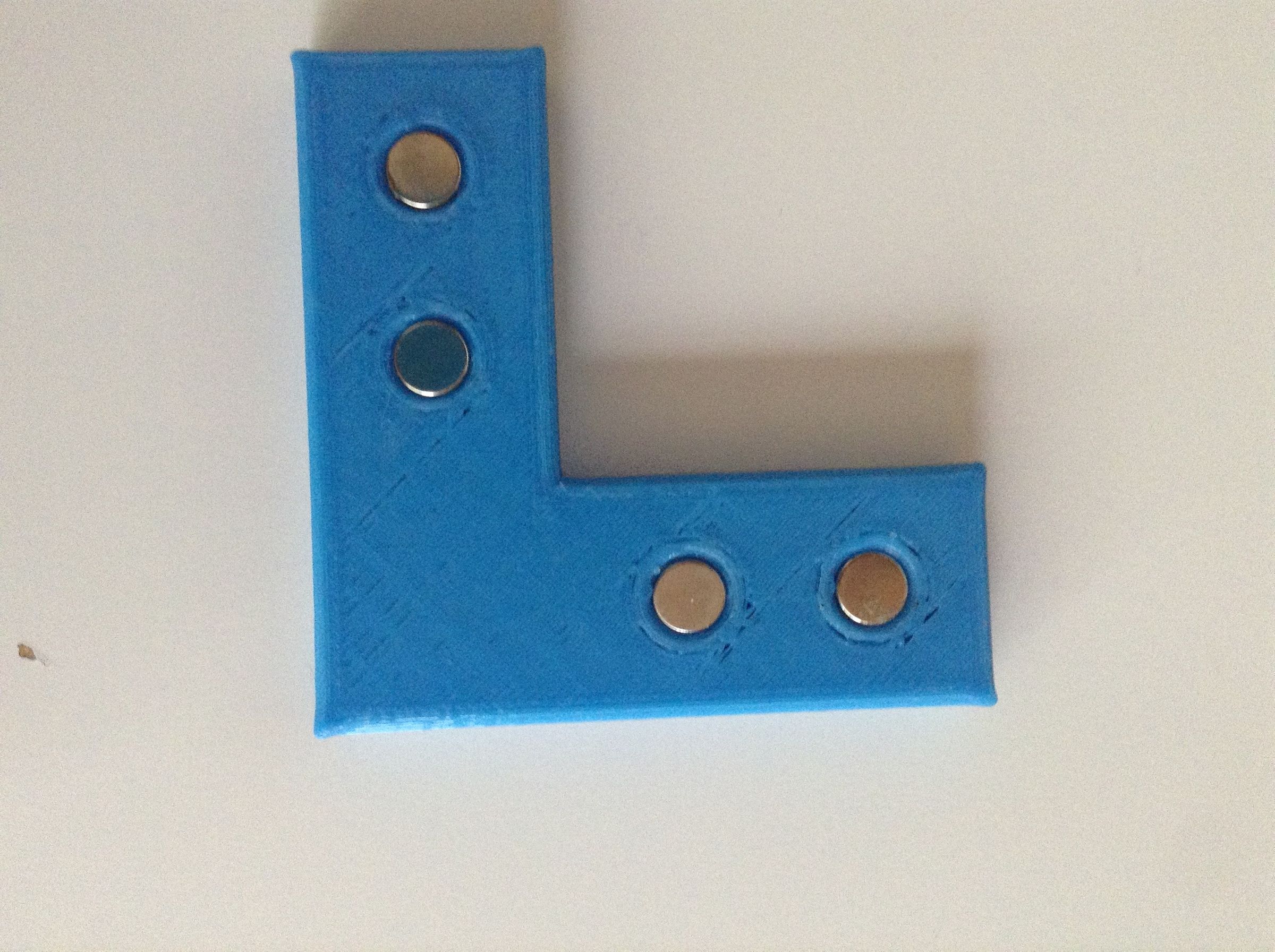 Magnetic Right Angle Bracket for Welding : 4 Steps (with Pictures ...