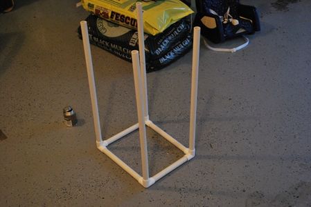 How to Make a Yard Refuse Bag Stand : 8 Steps - Instructables