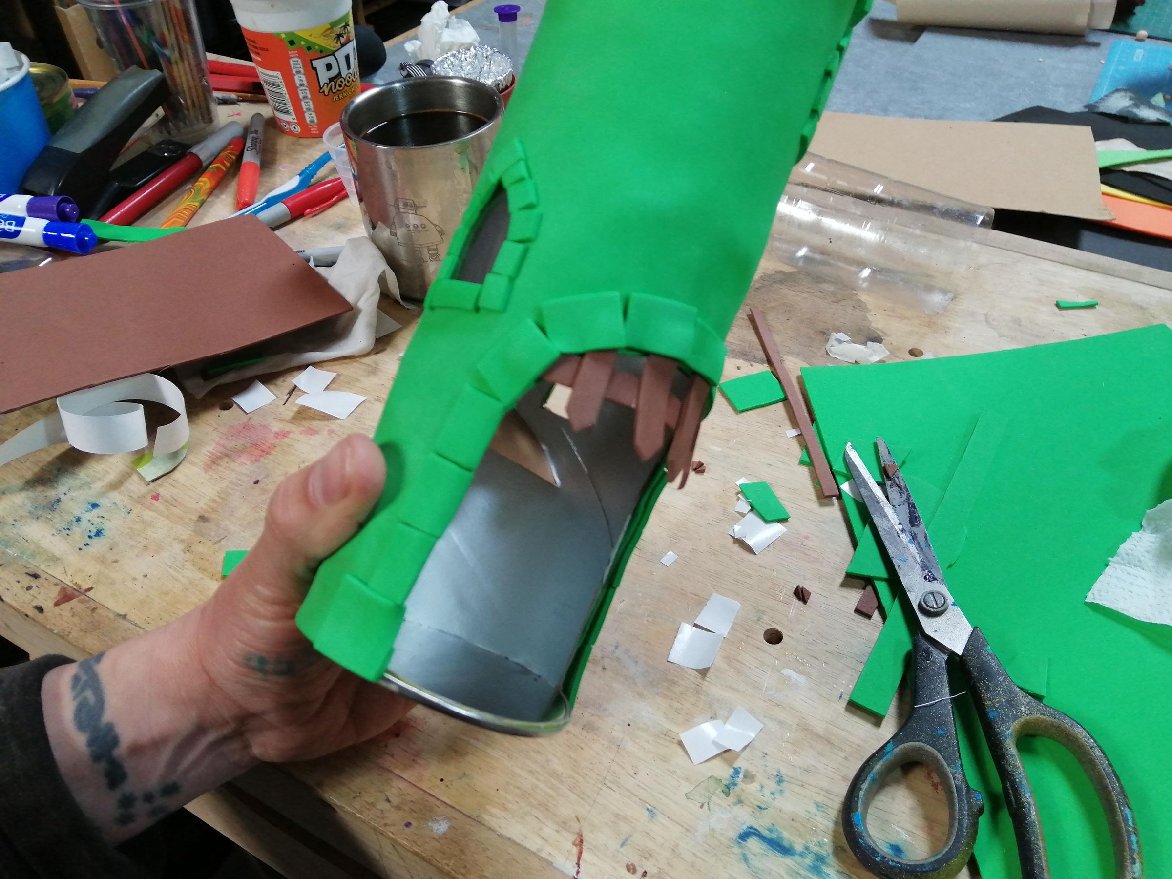 Pringles Tube Dice Tower : 9 Steps (with Pictures) - Instructables