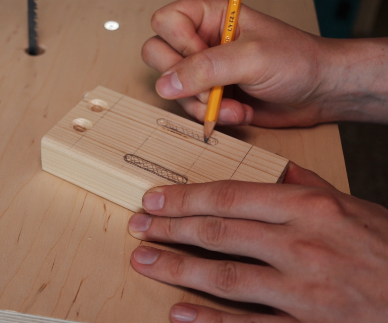 DIY Small/Portable/Convenient Workbench : 27 Steps (with Pictures ...