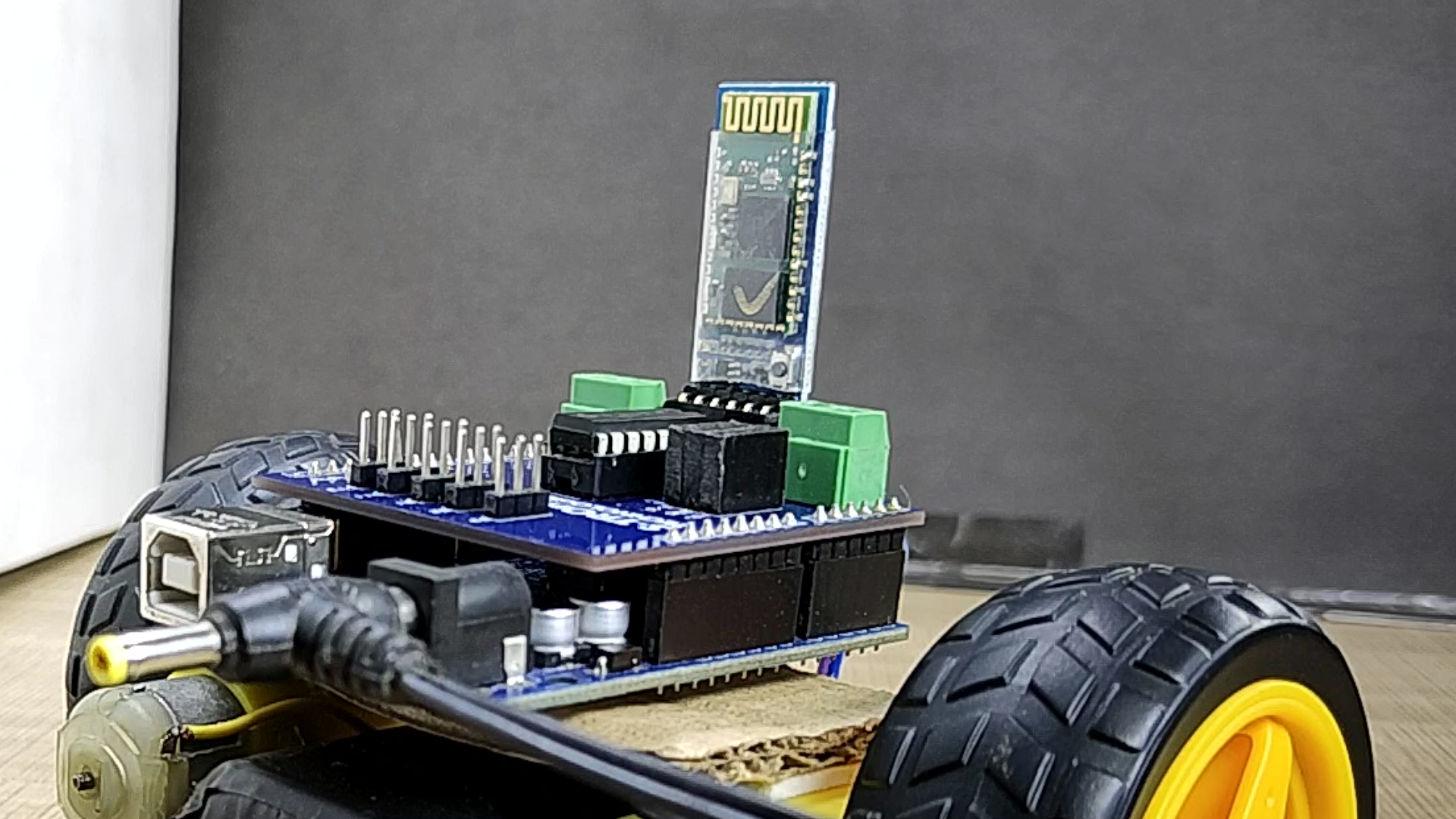 How to Make a Bluetooth Controlled RC Car at Home : 4 Steps (with ...