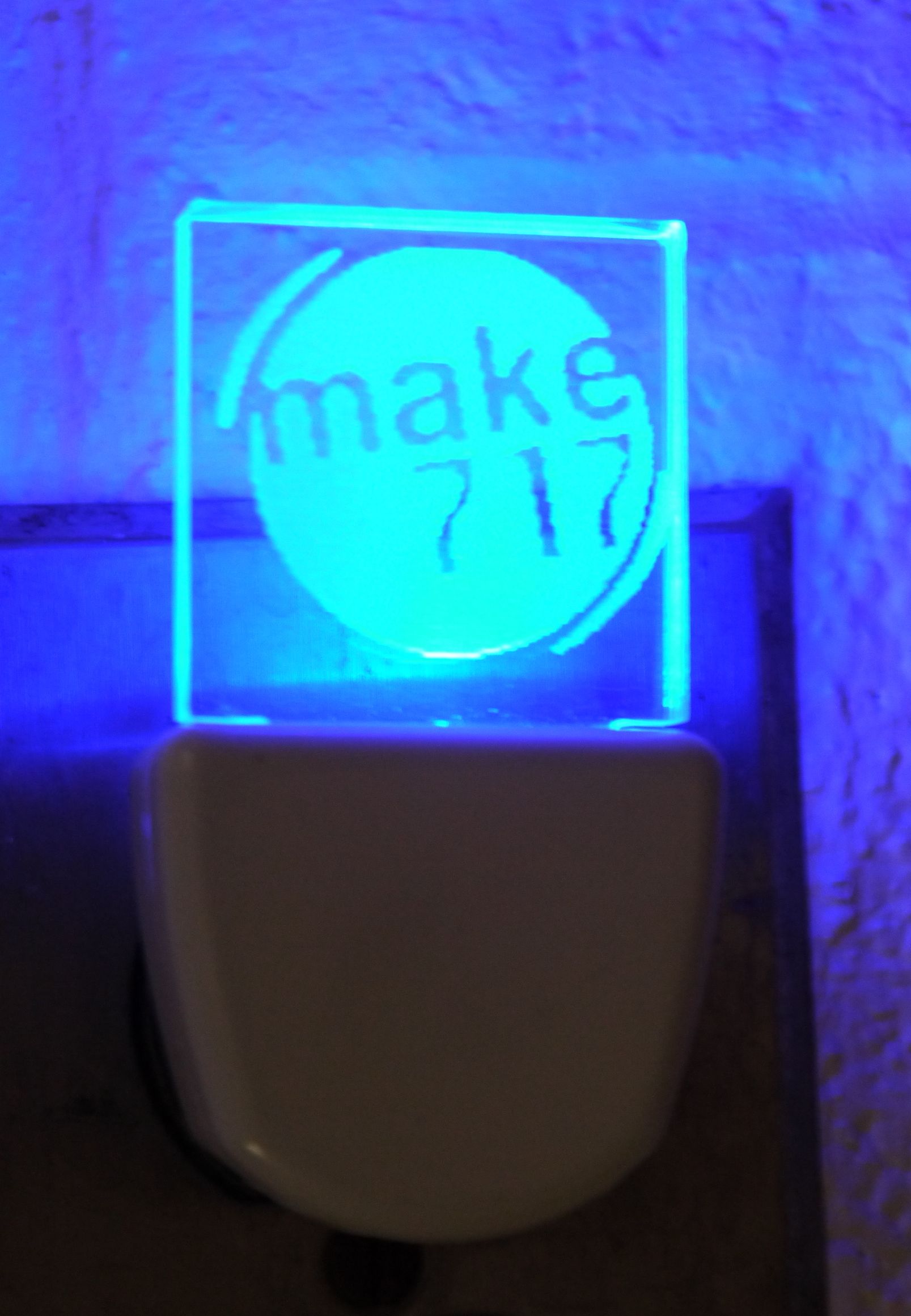 Mini Acrylic Panel Night Light : 8 Steps (with Pictures) - Instructables