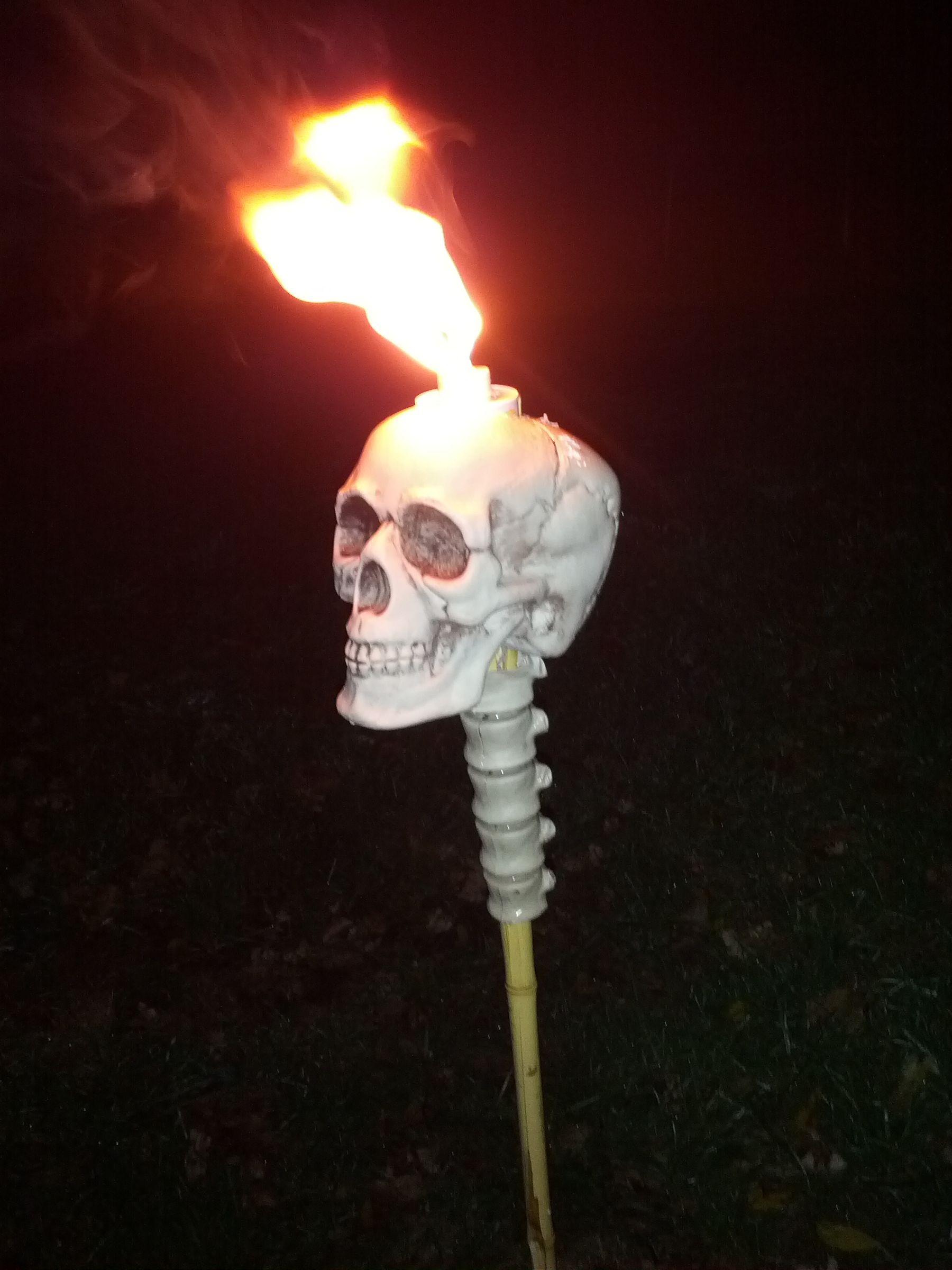 Skeleton Tiki Torch : 5 Steps (with Pictures) - Instructables