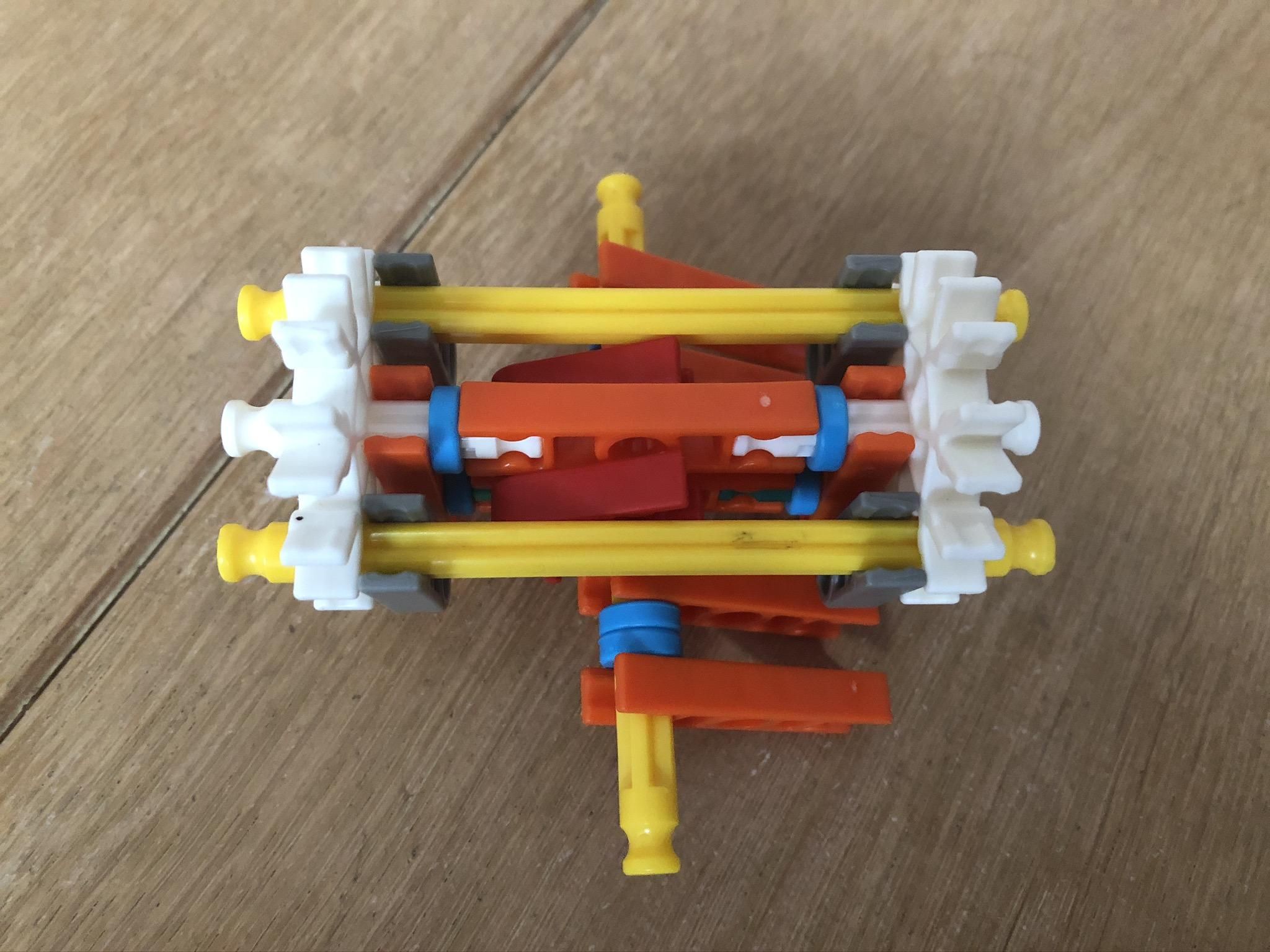 4-way Path Seperator for Knex Ball Machines : 11 Steps - Instructables