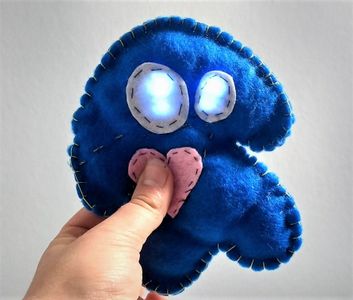 E-Textile Monster : 14 Steps - Instructables