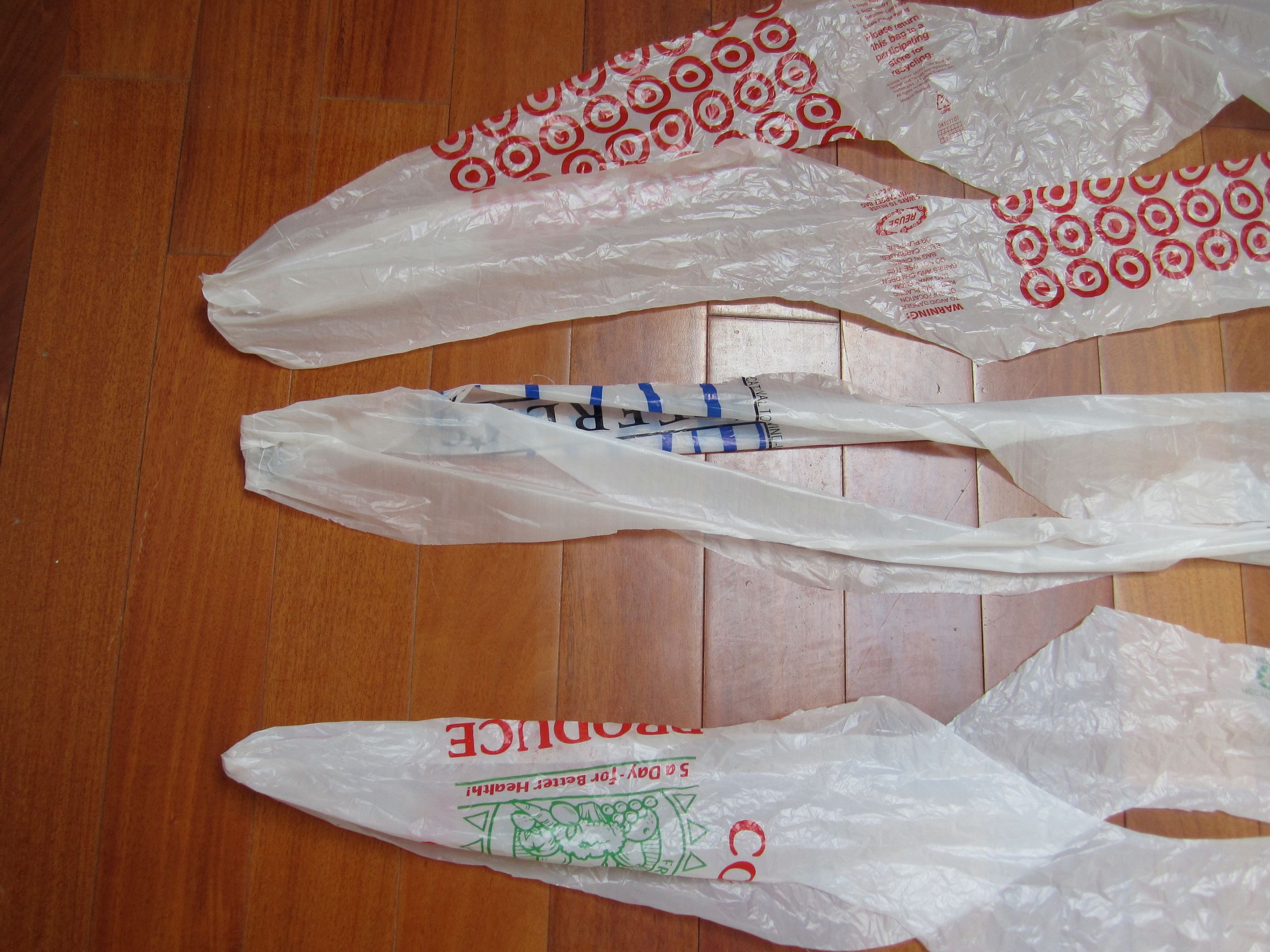Make a Basket Out of Plastic Bags : 11 Steps (with Pictures ...