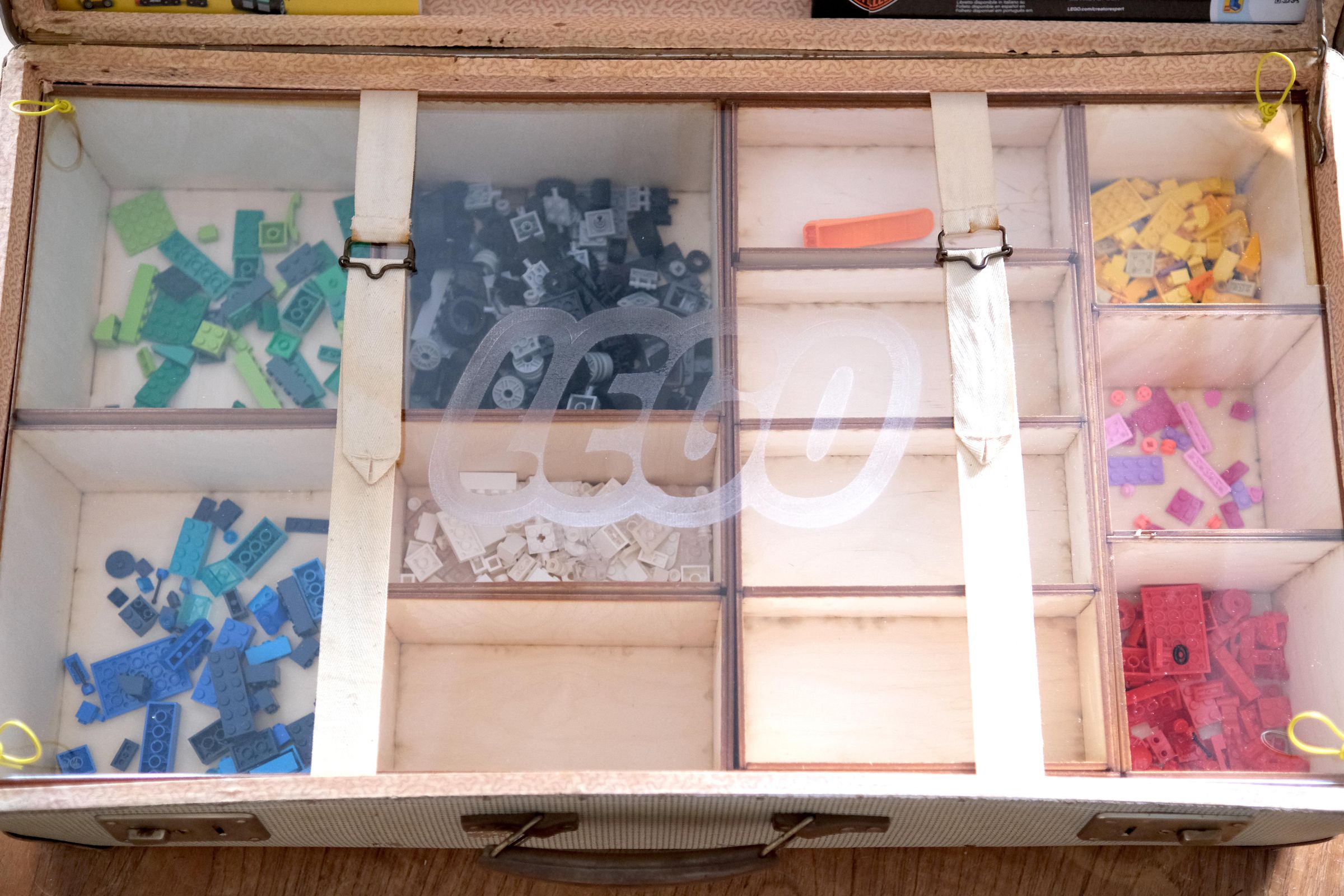 Lego Organizing Suitcase : 7 Steps (with Pictures) - Instructables