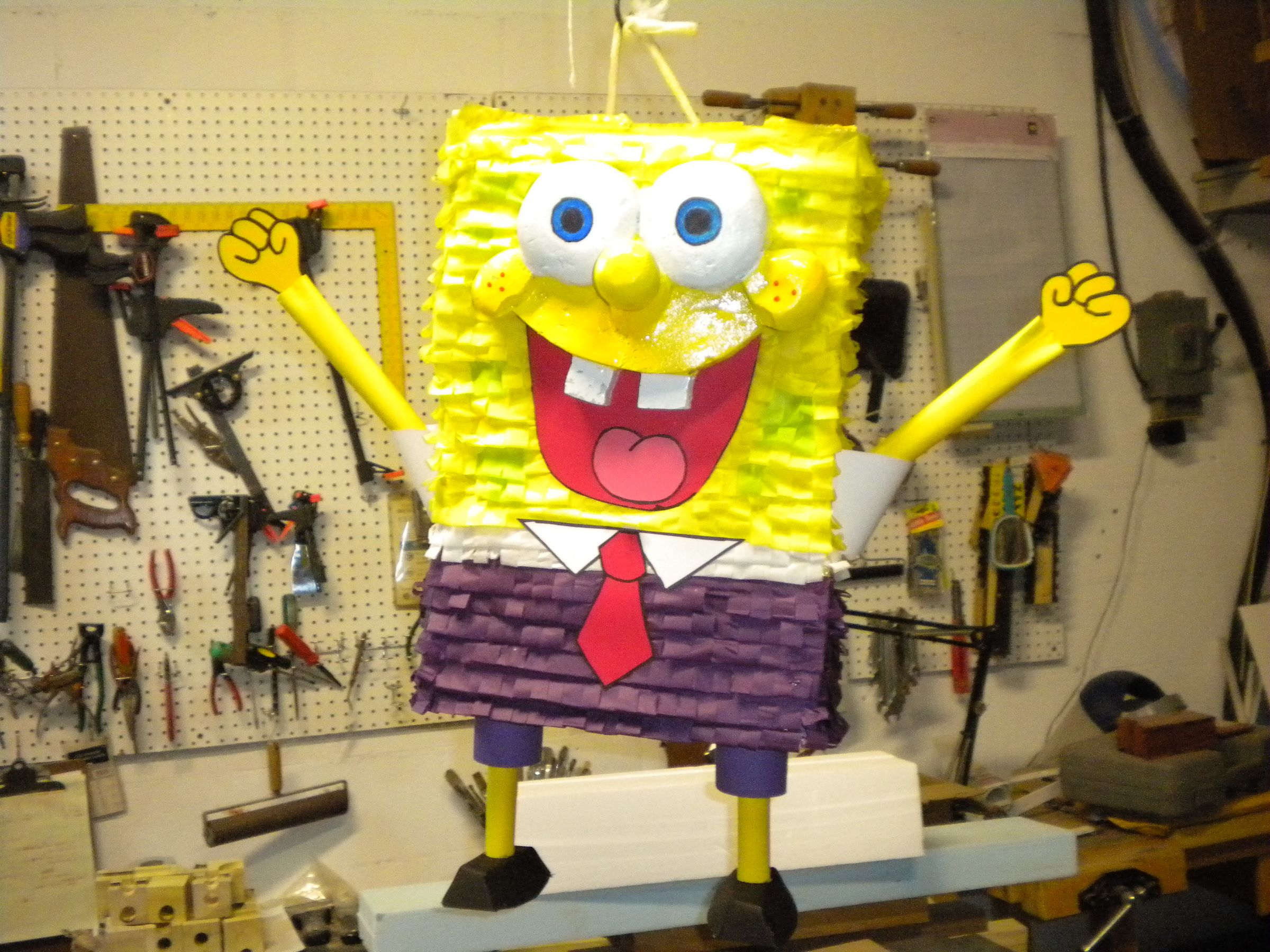 Spongebob Squarepants Pinata : 10 Steps (with Pictures) - Instructables