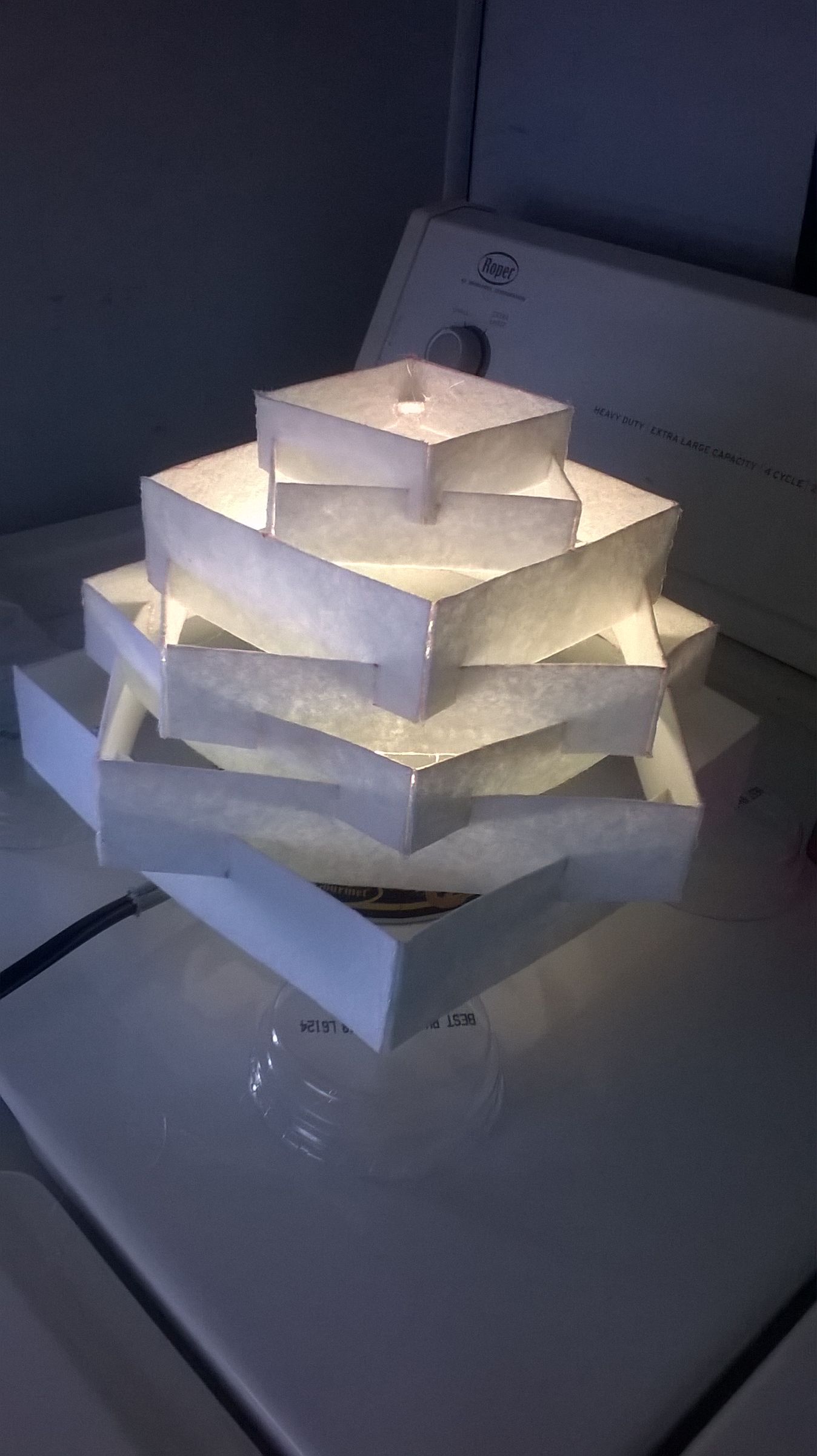 Paper Lantern : 9 Steps (with Pictures) - Instructables