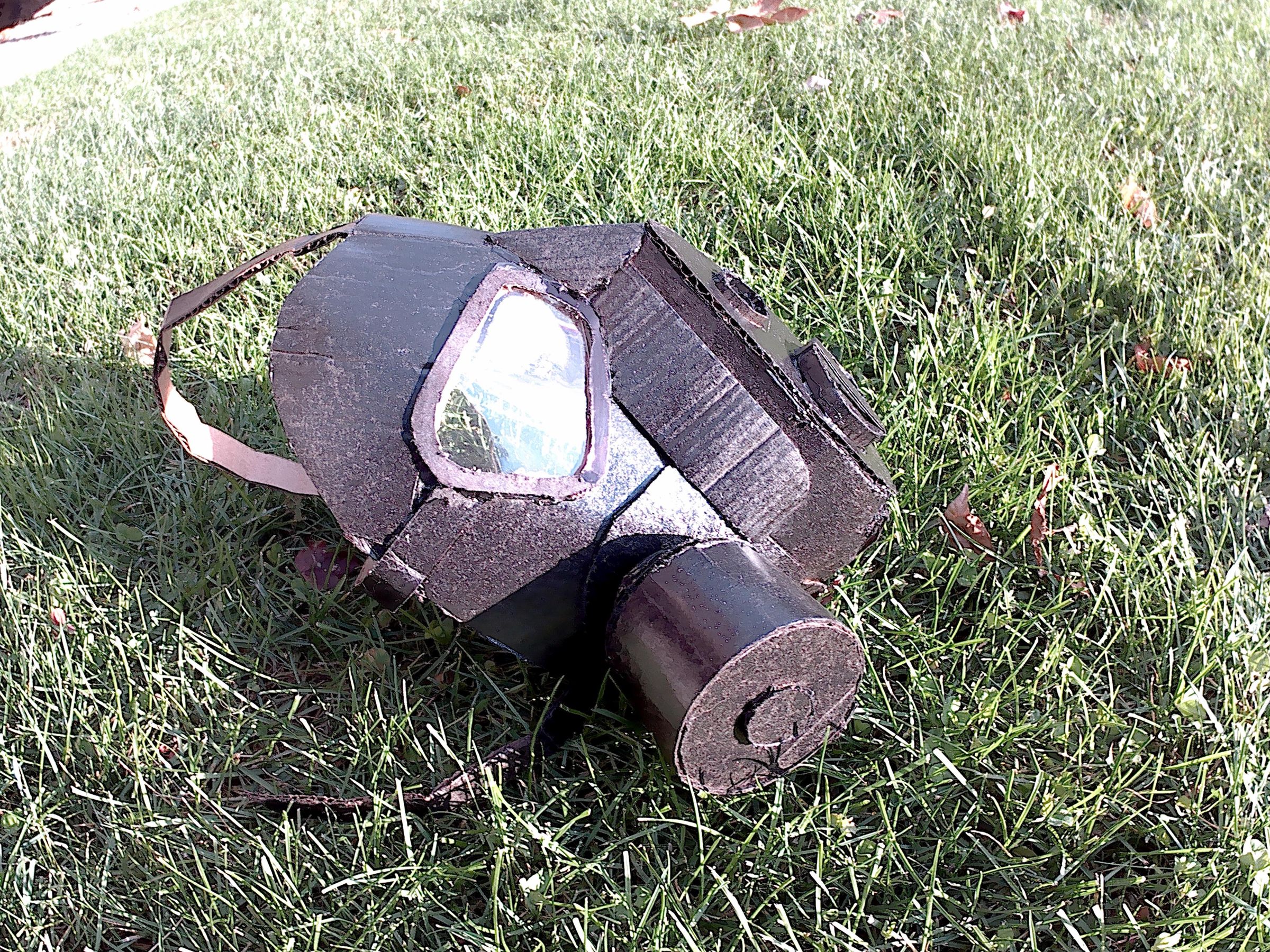 Cardboard Gas Mask : 7 Steps (with Pictures) - Instructables