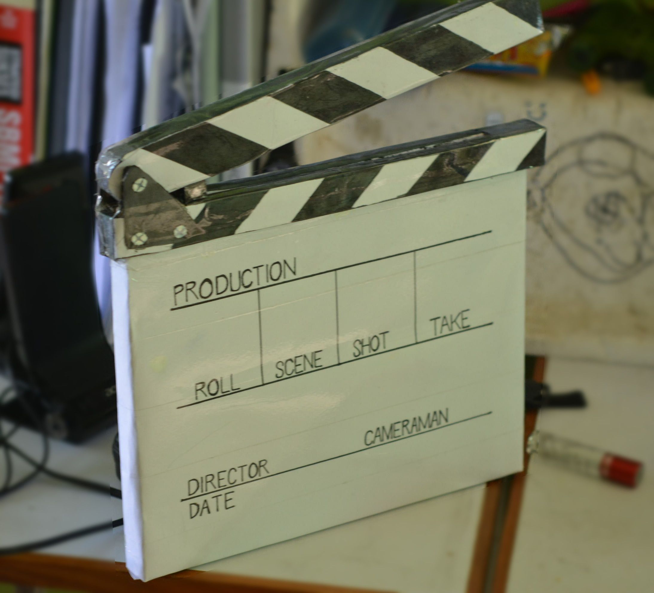 Clapper'card'board : 7 Steps (with Pictures) - Instructables