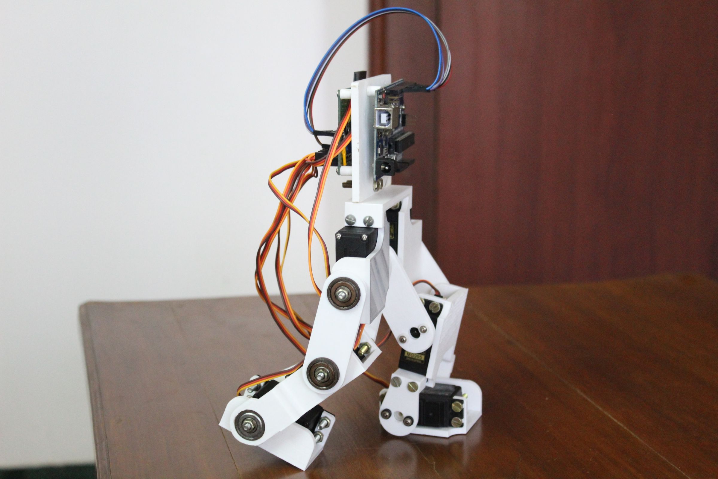 Arduino Controlled Robotic Biped : 13 Steps (with Pictures) - Instructables