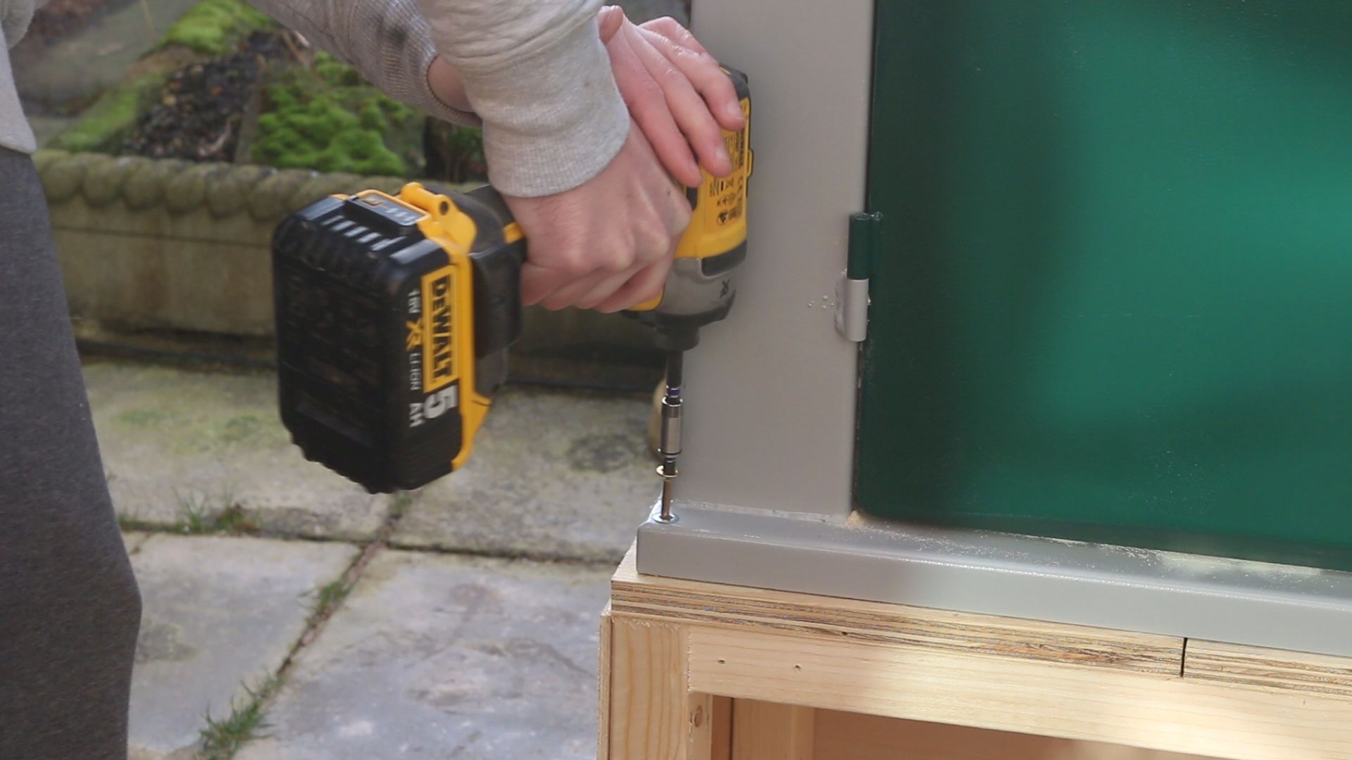 Simple DIY Mobile Tool Base : 3 Steps (with Pictures) - Instructables