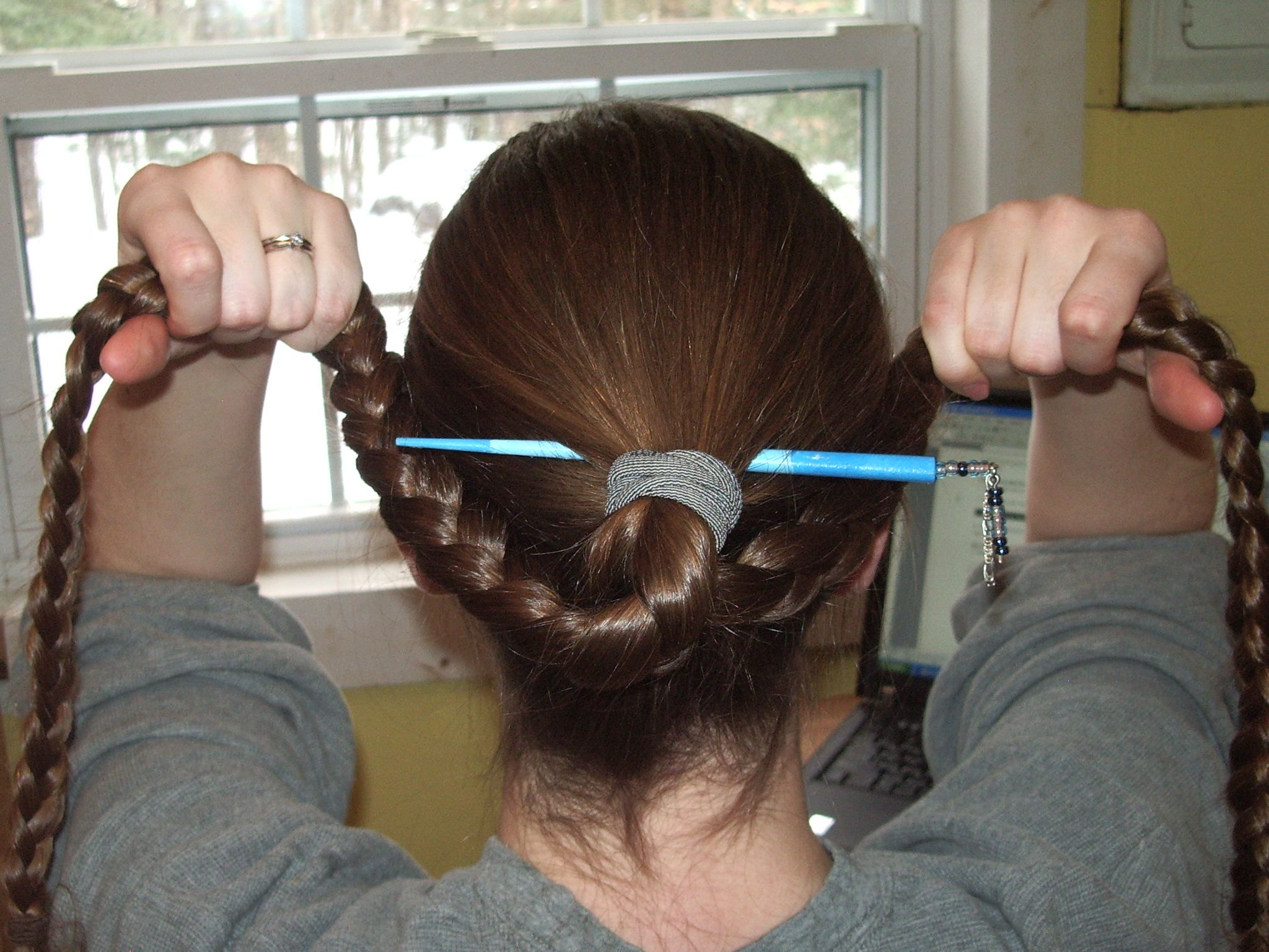 Hairstyles for Hair Sticks : 9 Steps (with Pictures) - Instructables
