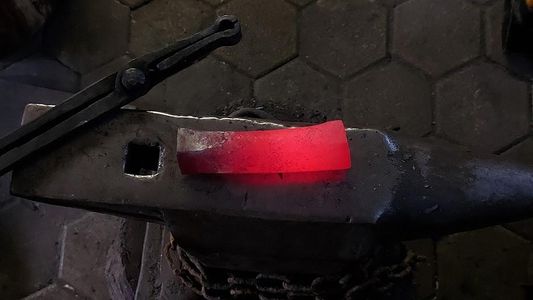 Forging a Hot Cut Blacksmiths Tool : 6 Steps (with Pictures ...