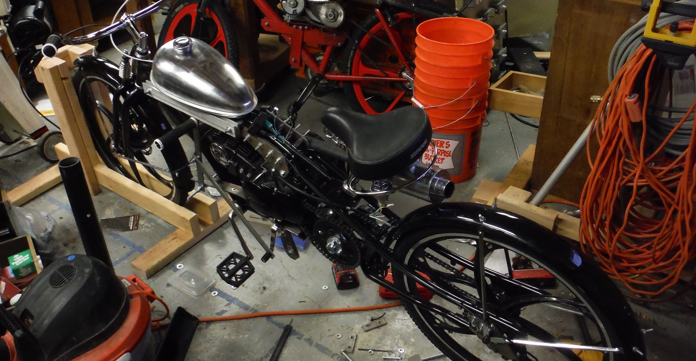 DIY Chainsaw-bike : 13 Steps (with Pictures) - Instructables