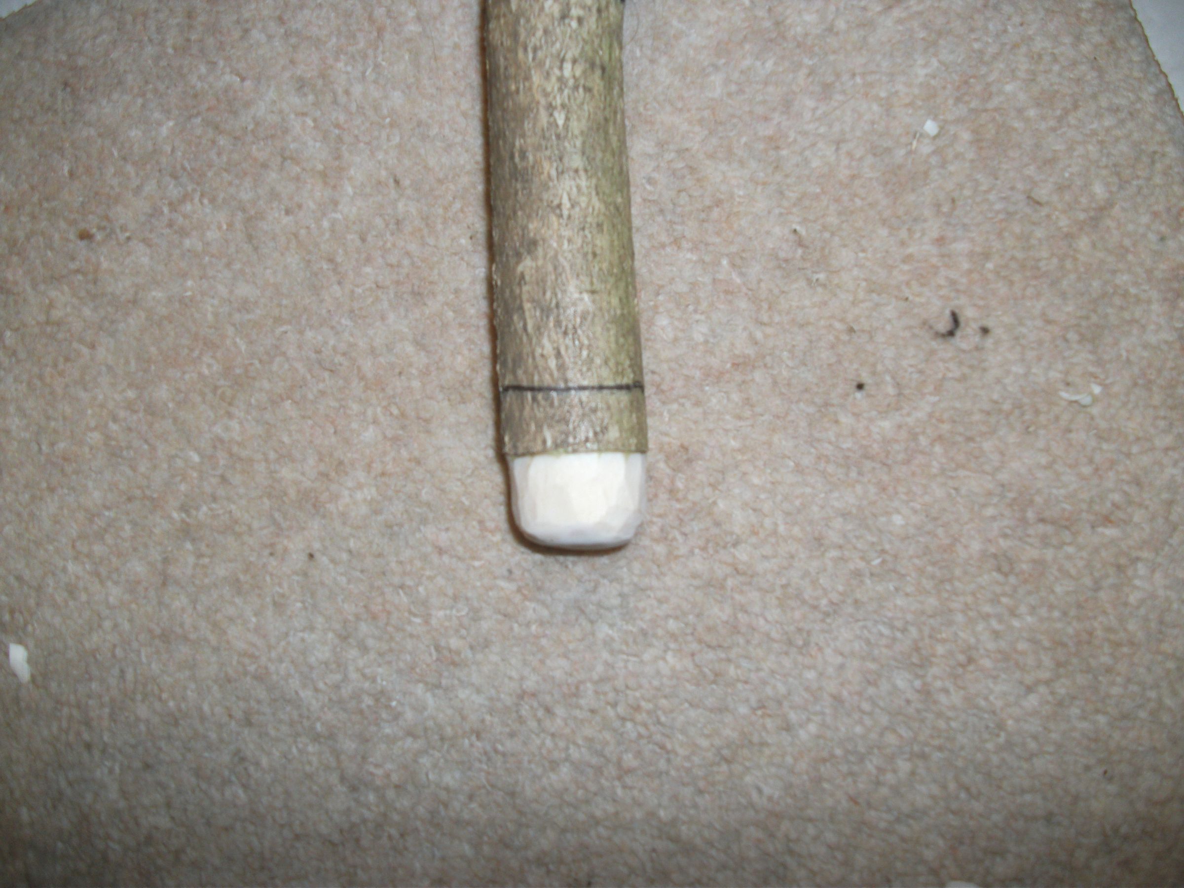 How to Whittle a Staff or a Walking Stick. :2) : 6 Steps - Instructables