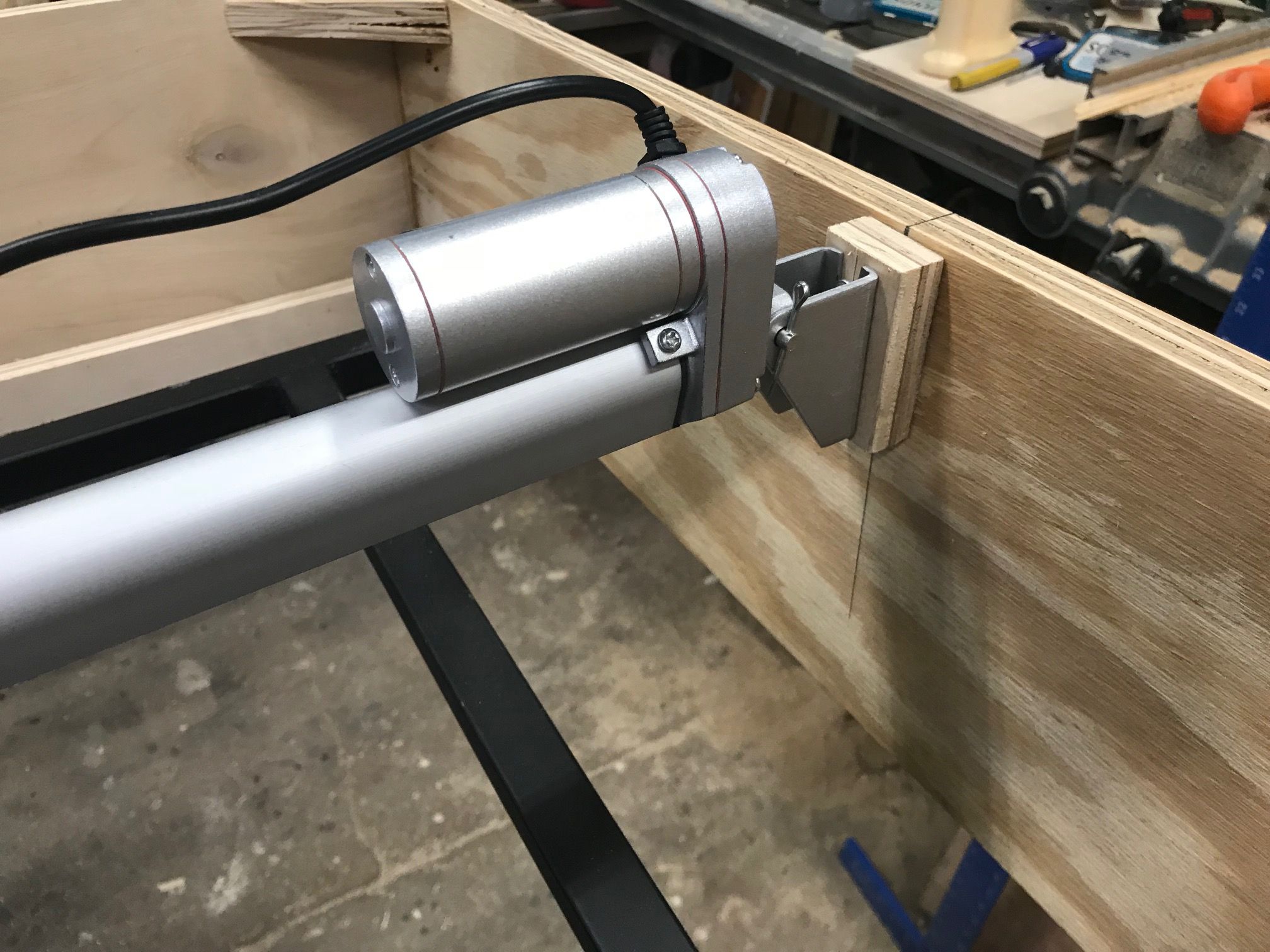 Motorized Flip Down TV Lift : 7 Steps (with Pictures) - Instructables