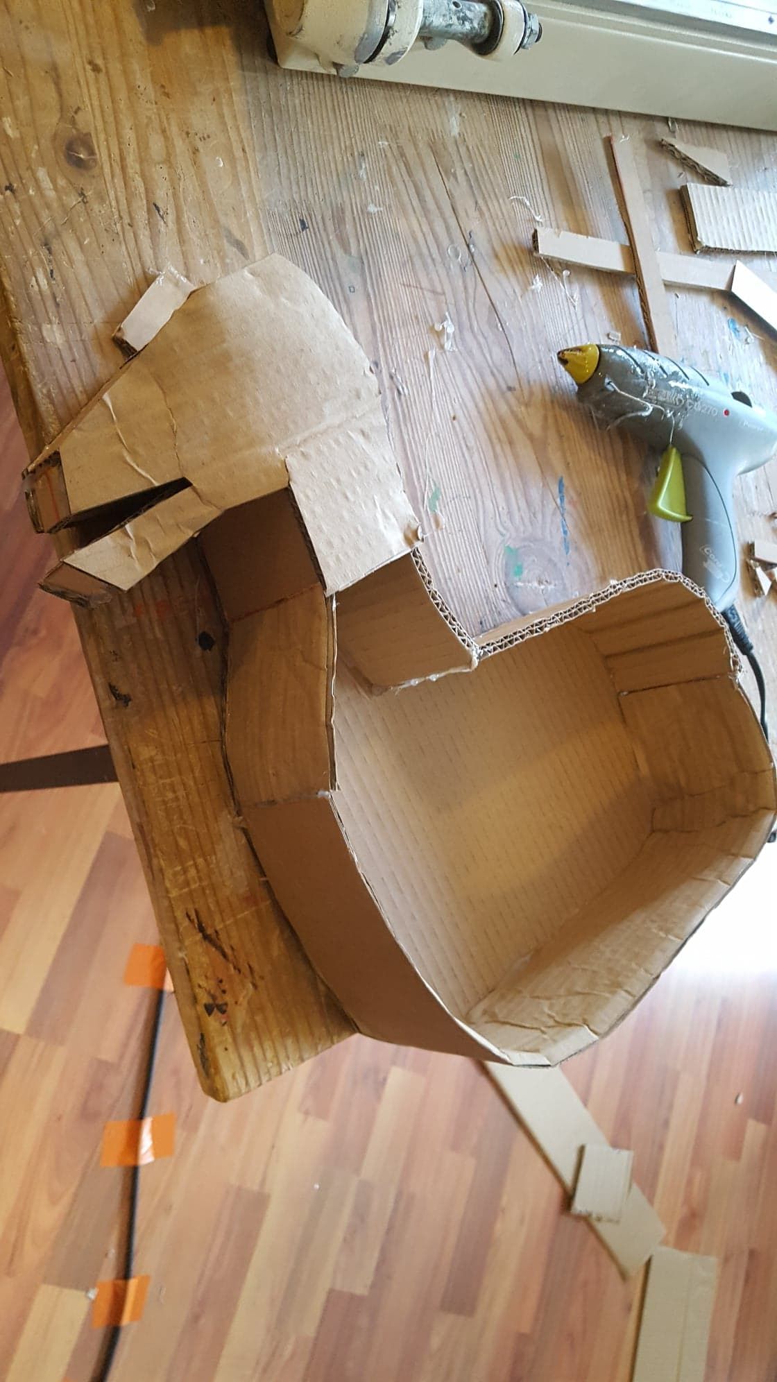 Cardboard Loot Llama Fortnite : 10 Steps (with Pictures) - Instructables