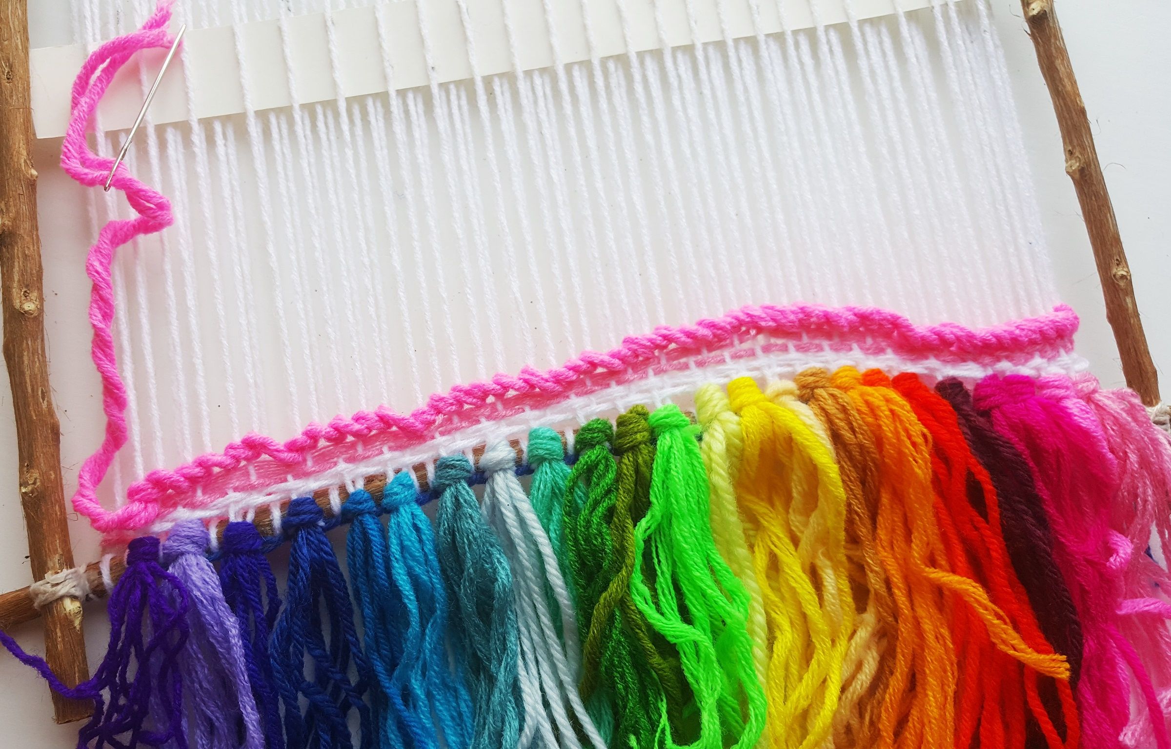 DIY Tapestry Weaving on Twig Frame : 11 Steps (with Pictures ...