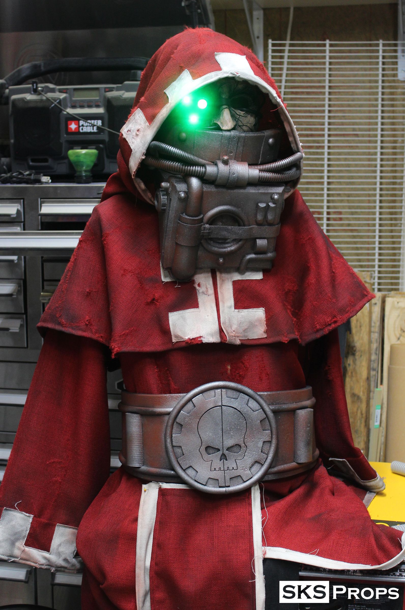 Warhammer 40K Tech Priest Cosplay - SKS Props : 35 Steps (with Pictures ...