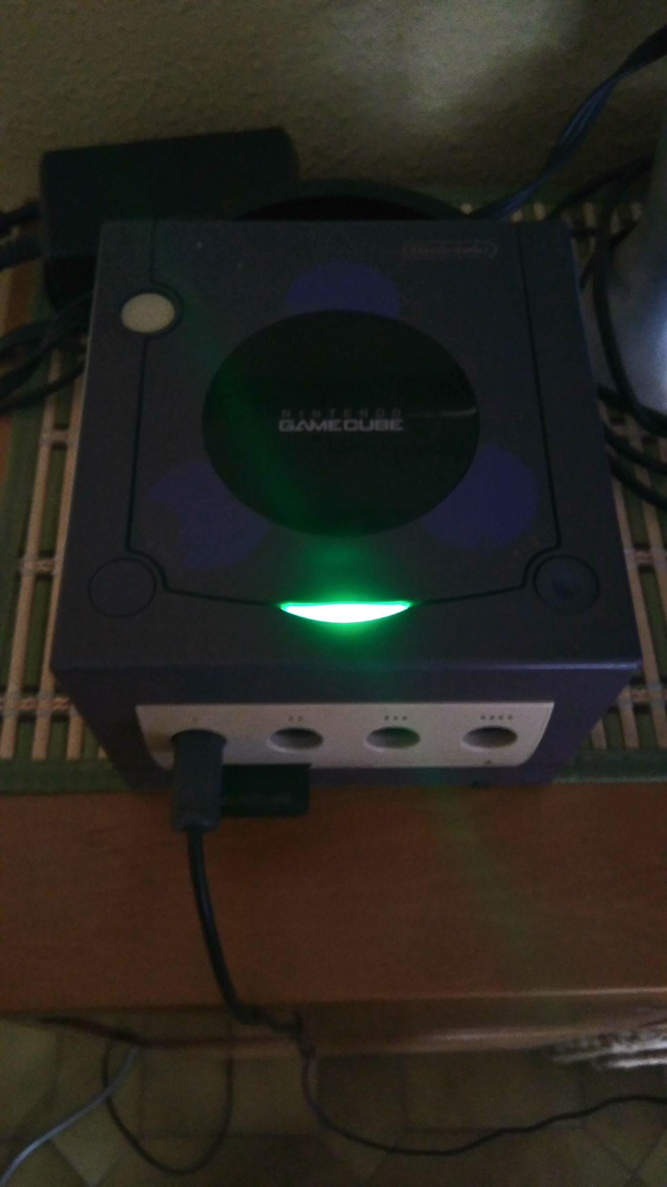 Mod Gamecube Power LED : 10 Steps (with Pictures) - Instructables