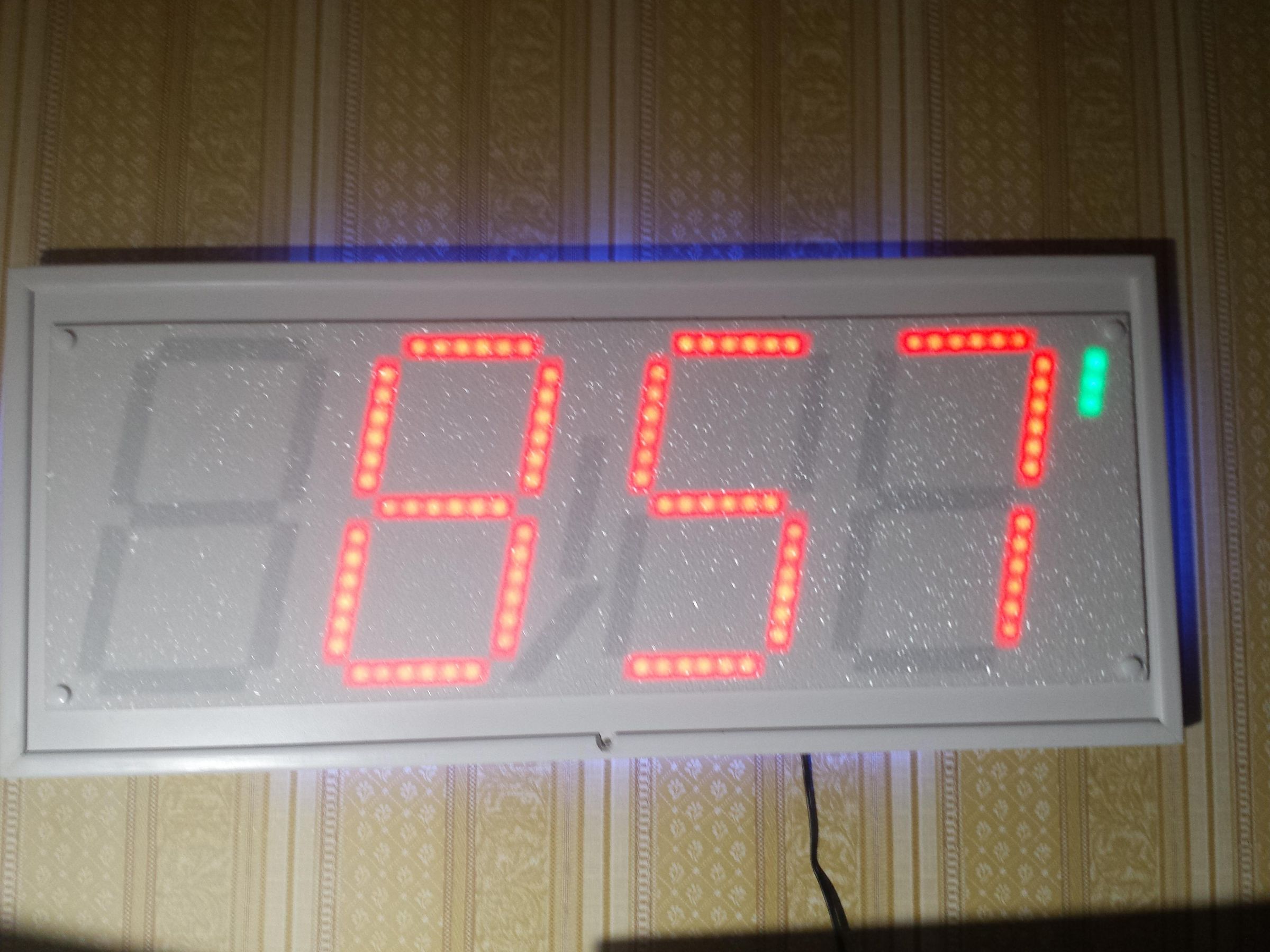 Big, Auto Dim, Room Clock (using Arduino and WS2811) : 10 Steps (with ...