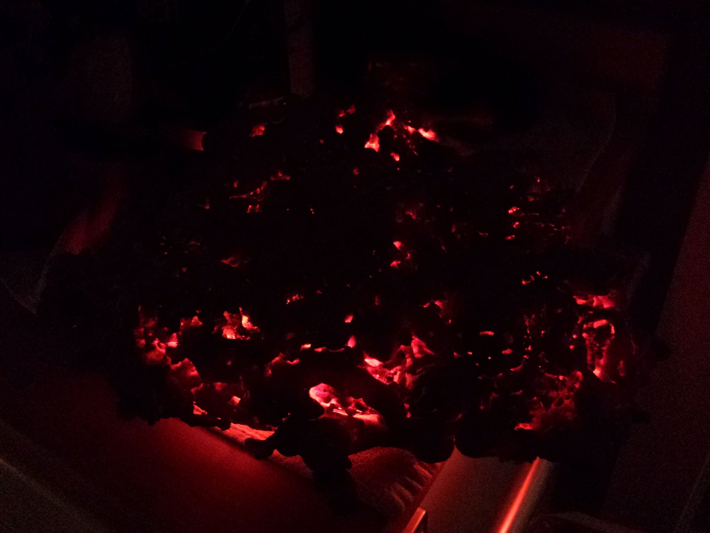 Burning Embers Halloween Prop : 8 Steps (with Pictures) - Instructables