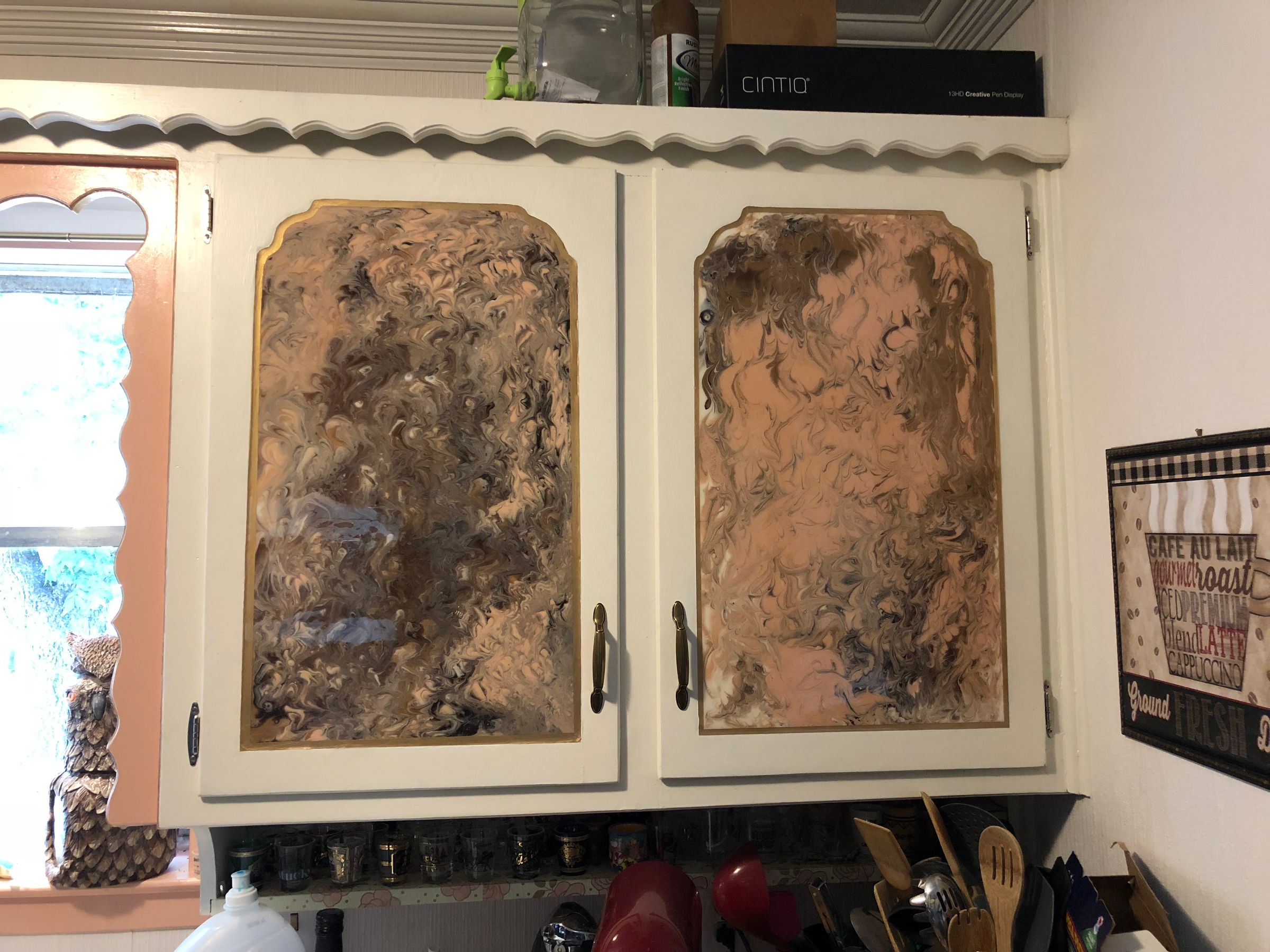 Epoxy Resin Old Cabinets Into Works of Art! : 9 Steps - Instructables