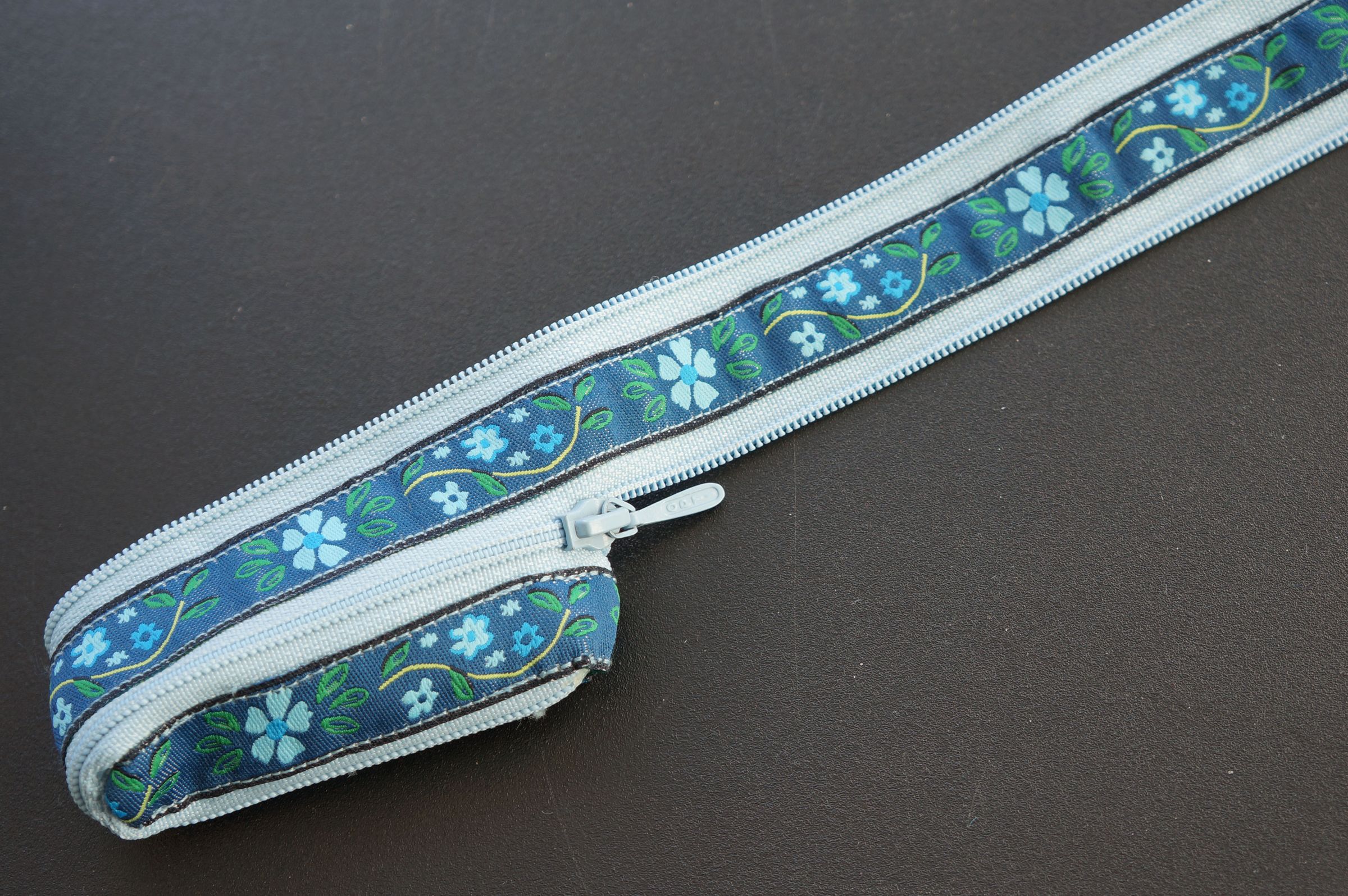 Zip-it-up Pouch : 9 Steps (with Pictures) - Instructables