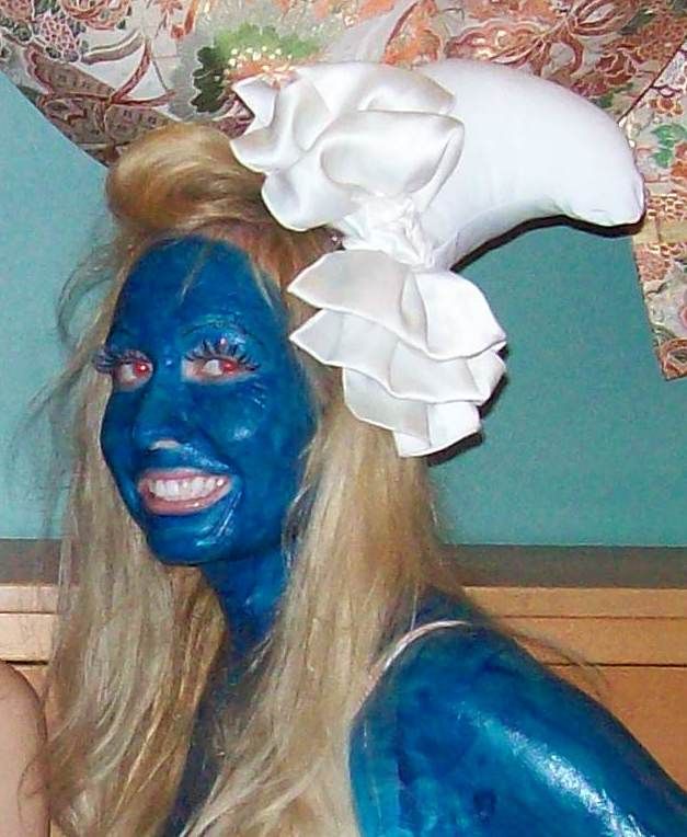 How to Be Smurfette - Instructables