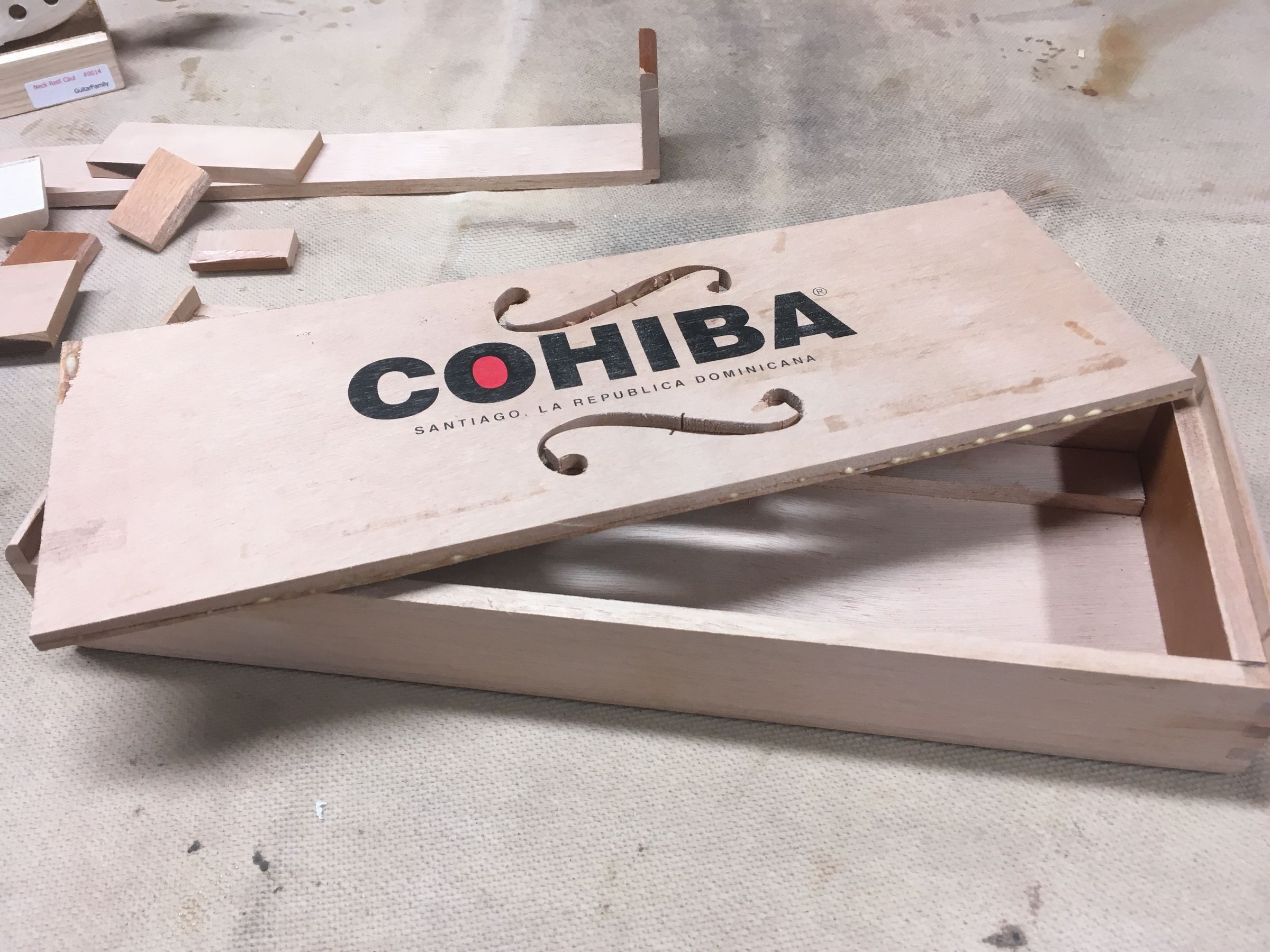 Cigar Box Fiddle / Violin : 8 Steps (with Pictures) - Instructables