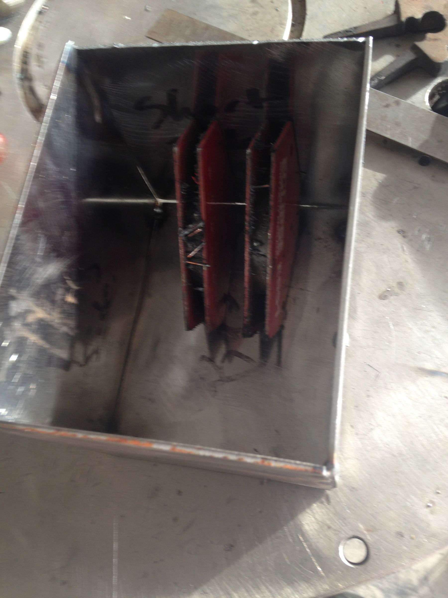 How to MIG Weld a Box : 7 Steps - Instructables