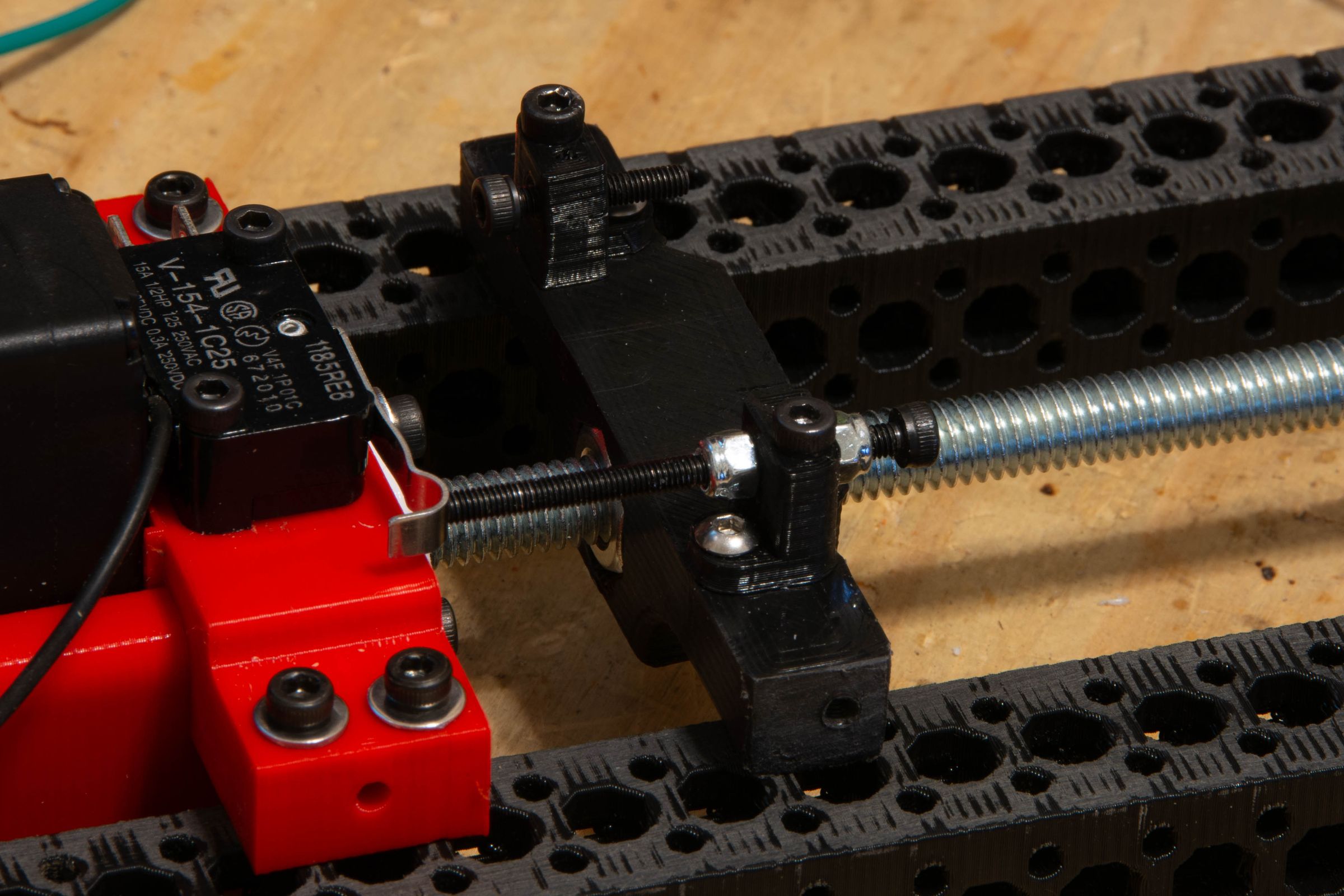 Raspberry Pi Controlled Scissor Lift : 17 Steps (with Pictures ...