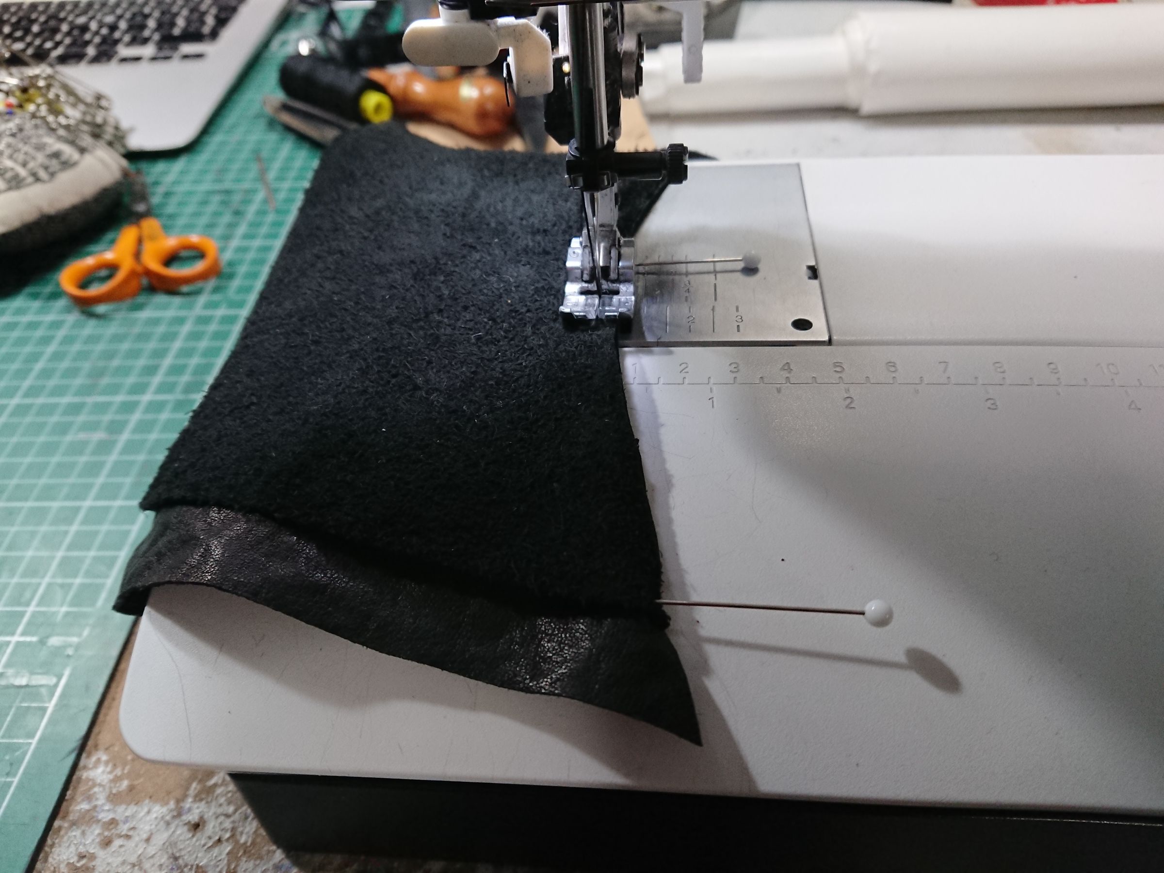 Making Leather Slippers : 9 Steps (with Pictures) - Instructables