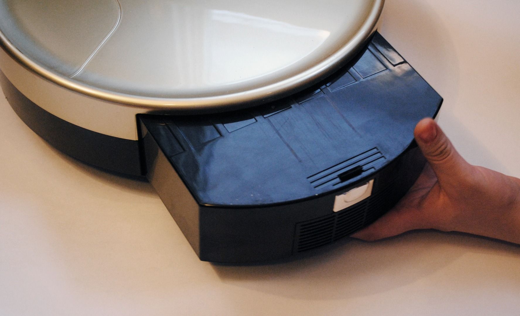 How to Clean Your BObsweep : 13 Steps - Instructables