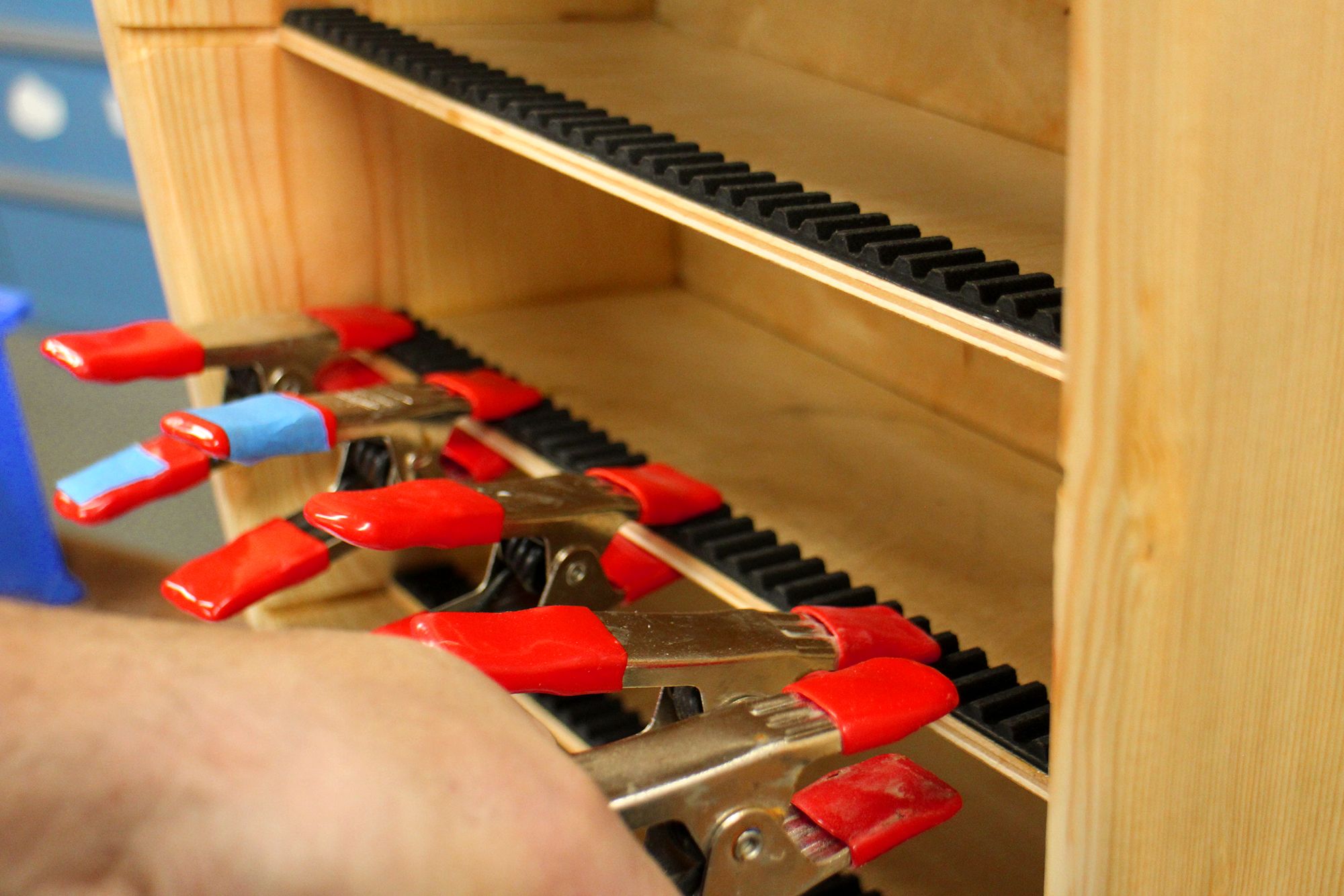 Spray Can Rack : 12 Steps (with Pictures) - Instructables