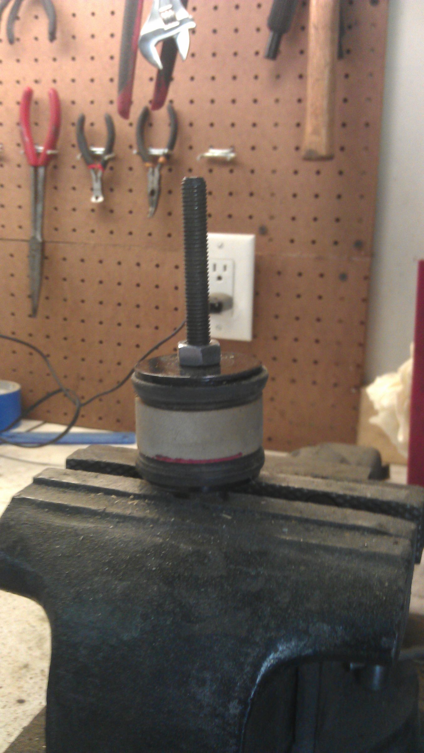 A Simple Pulley From Scrap to Finish in 20min : 4 Steps - Instructables