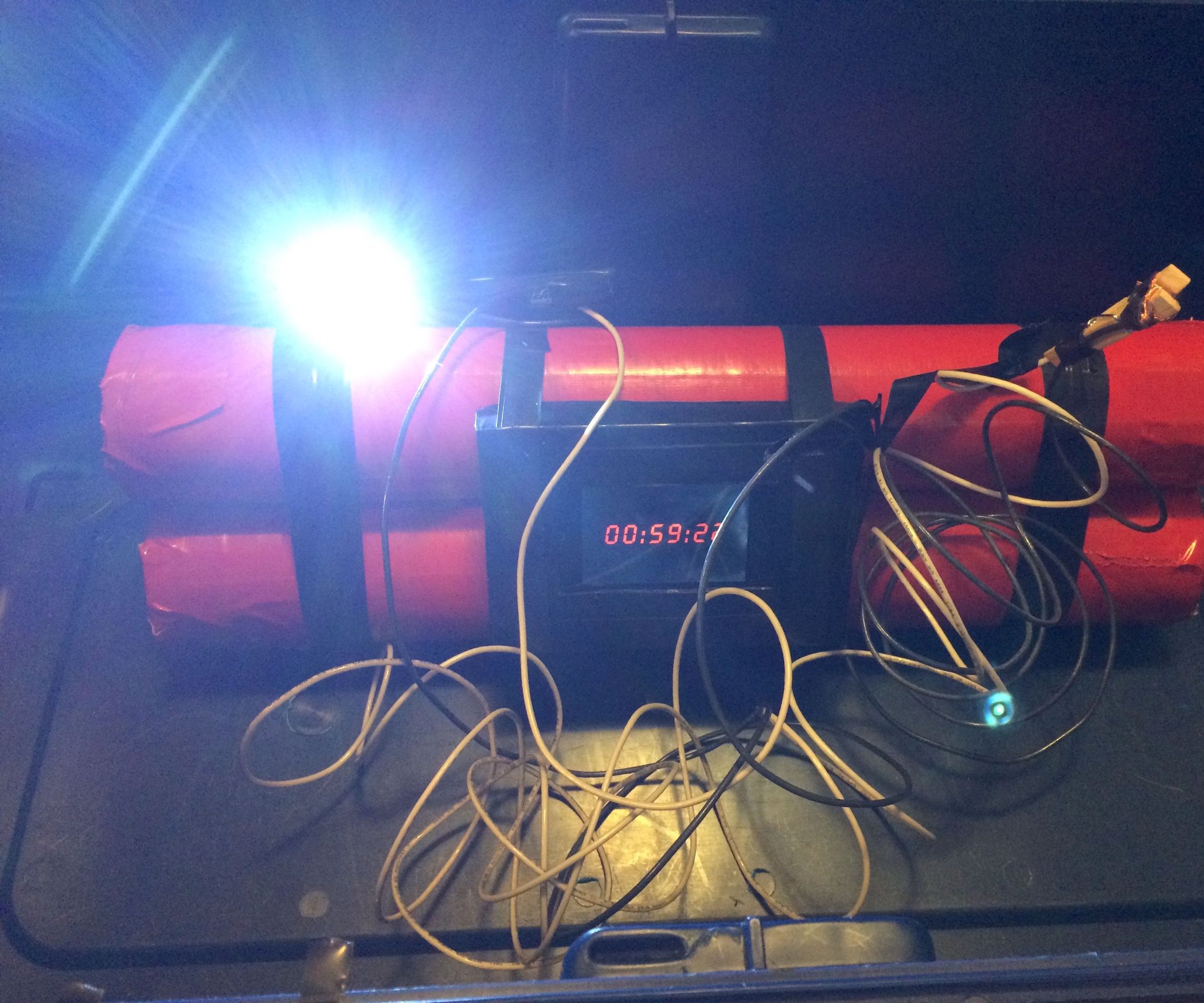 Simple Escape Room Bomb Prop : 10 Steps - Instructables