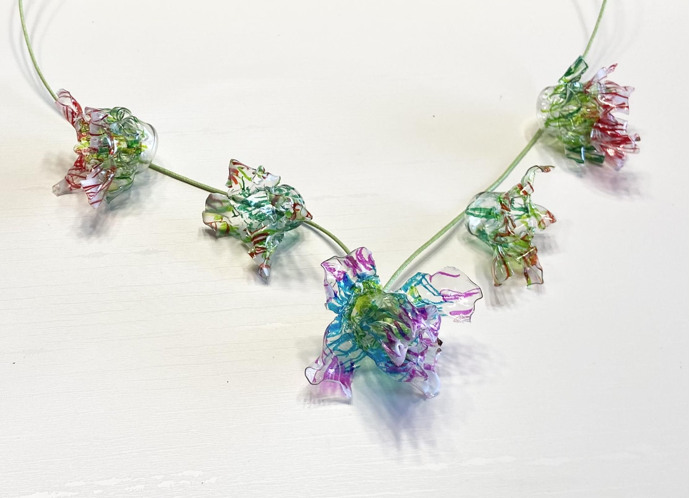 Plastic Egg Container Flower Necklace : 5 Steps (with Pictures ...